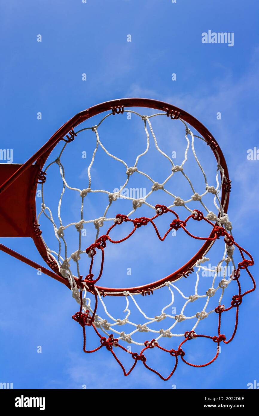 A view of a basketball hoop from below Stock Photo - Alamy