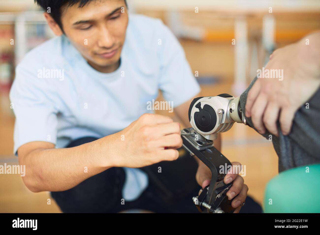 Prosthetist hi-res stock photography and images - Alamy