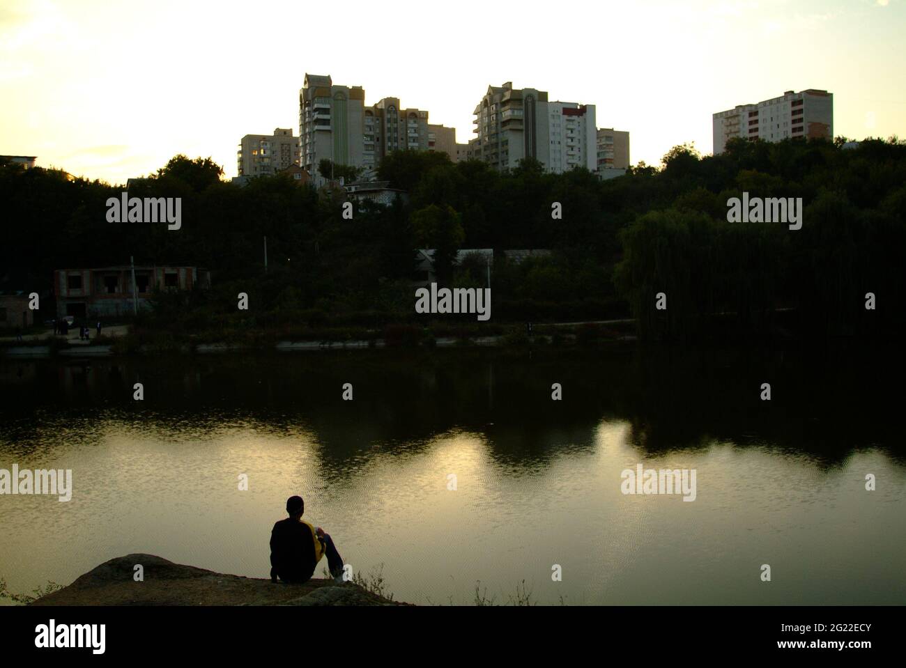 Rabbi sitting hi-res stock photography and images - Alamy