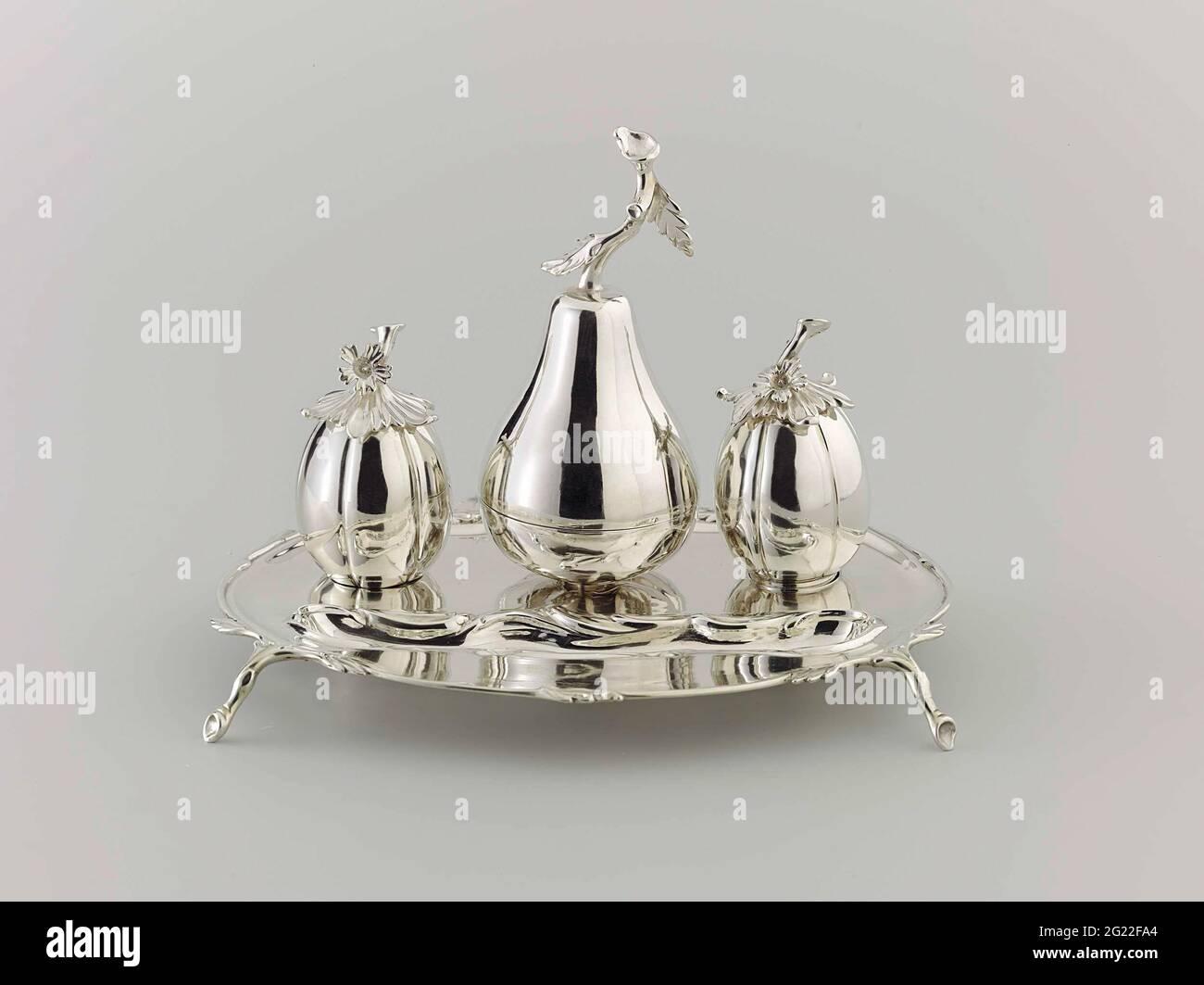 Inkwell associated with ink set. Silver ink set. The leaf is straight ...