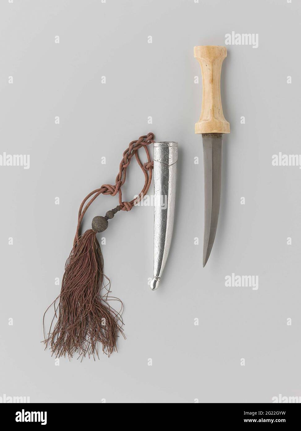 Persian dagger with sheath of Cornelis tromp. A Persian dagger with ...