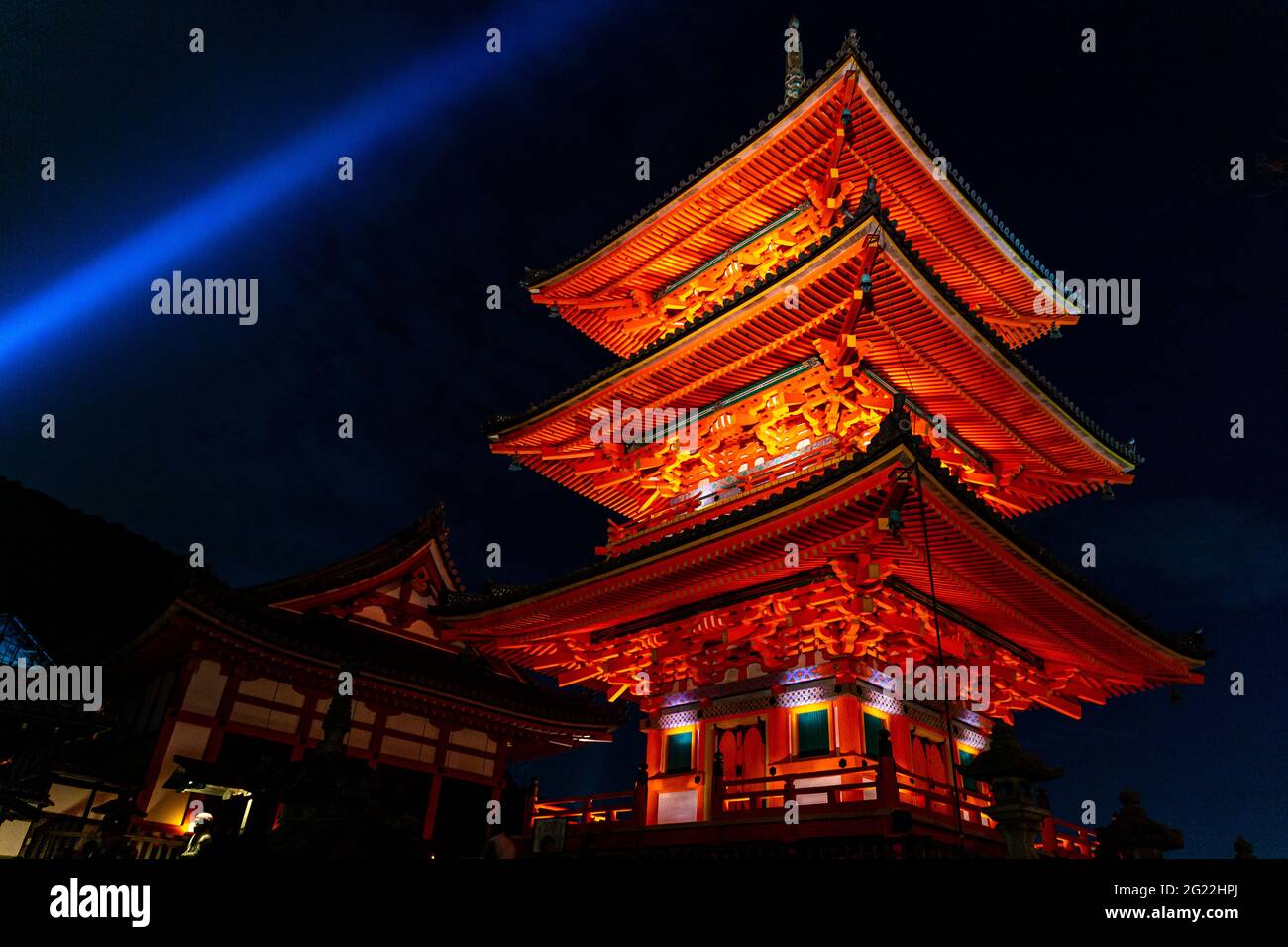 Kyoto, Japan - November 21, 2018 : Ancient red pagoda tower decorated ...