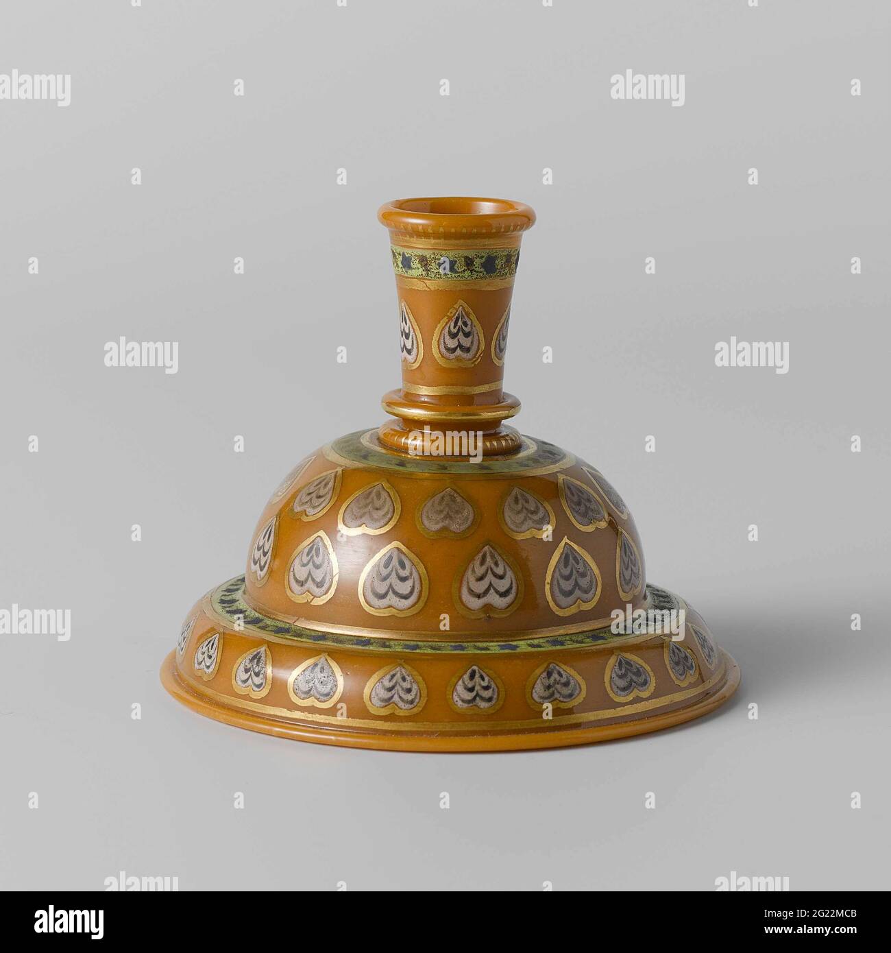 Tobacco cup from water hi-res stock photography and images - Alamy