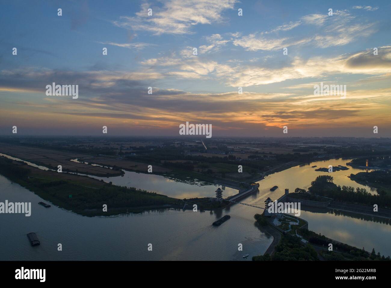Jinghang canal hi-res stock photography and images - Alamy