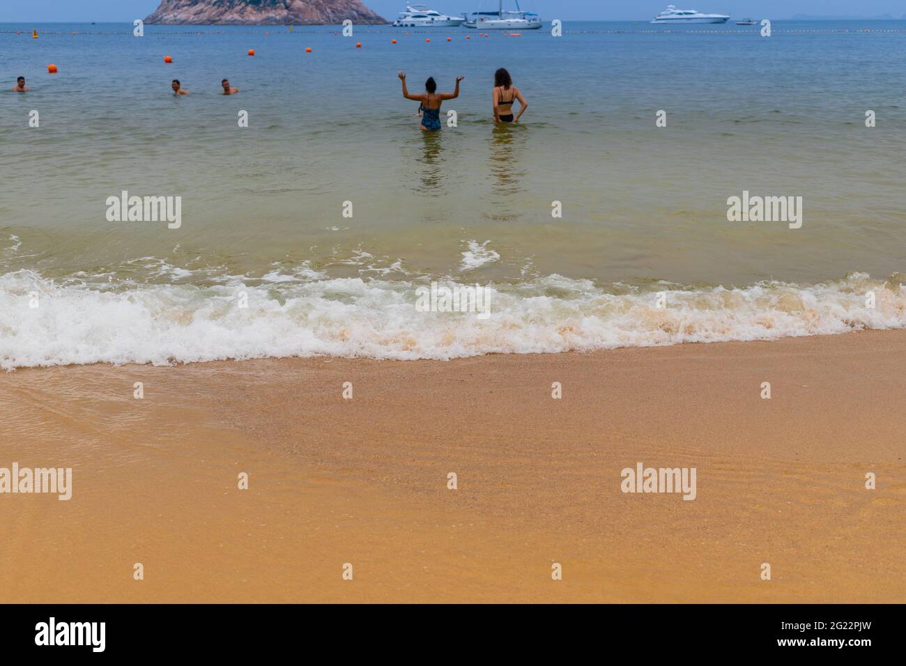 Wave Setup High Resolution Stock Photography and Images - Alamy