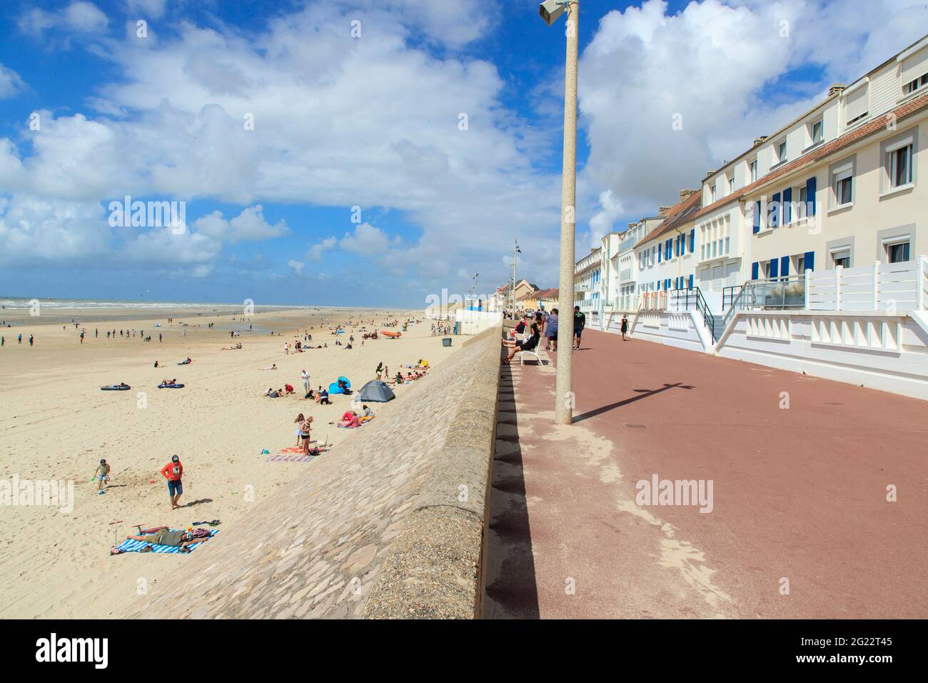 Fort mahon plage hi-res stock photography and images - Alamy