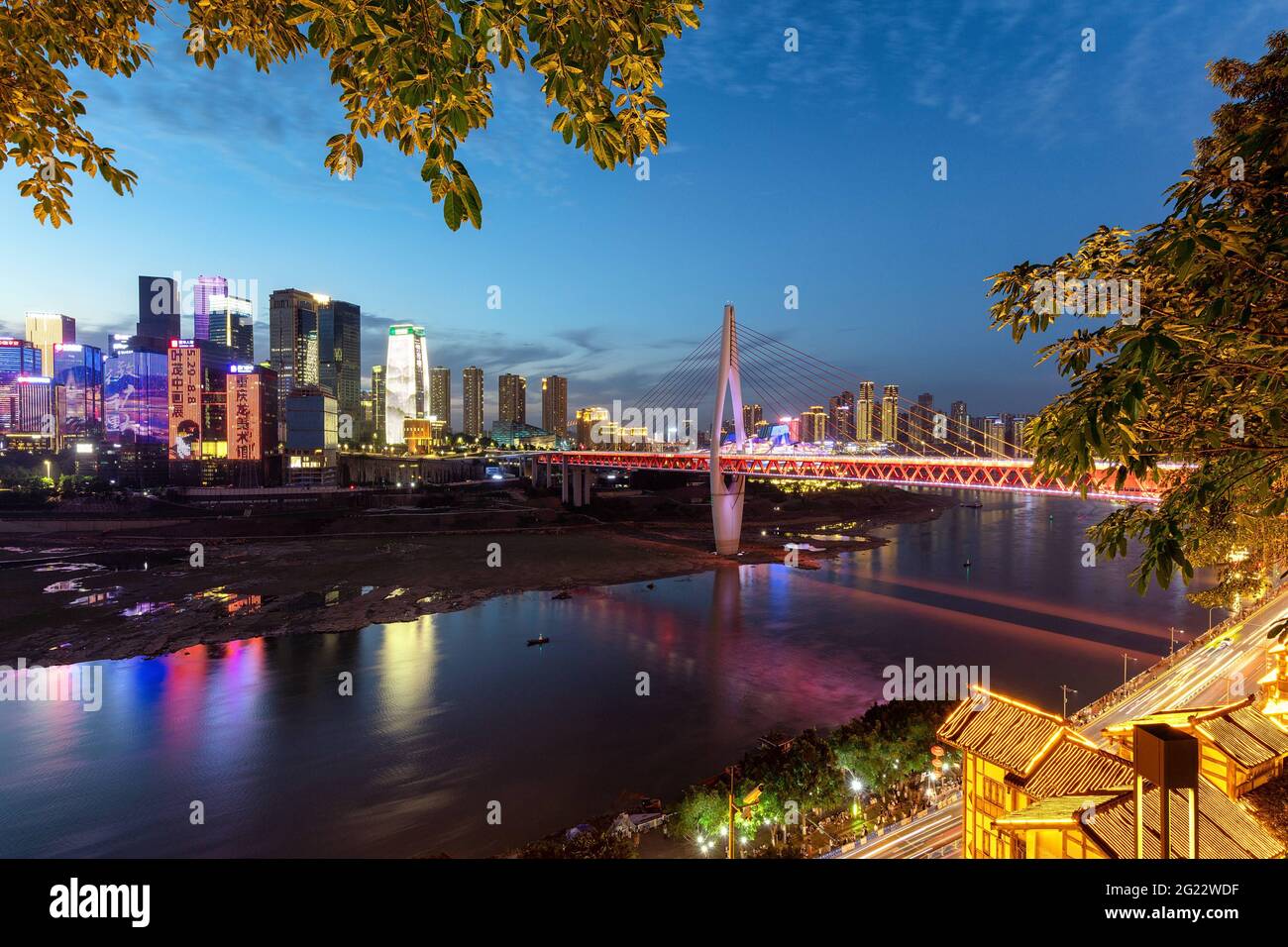 Chongqing landmark chongqing night scenery hi-res stock photography and ...