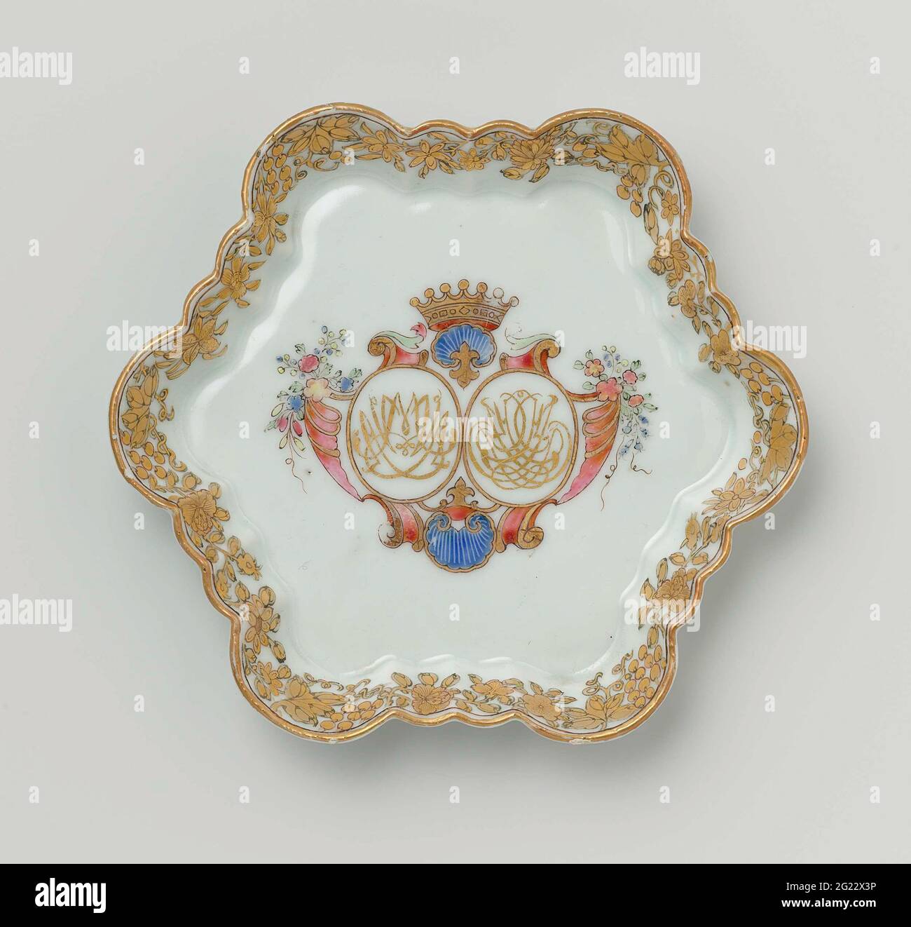 Pattipan from the 'SwellenGrebel service' with a double crowned ...