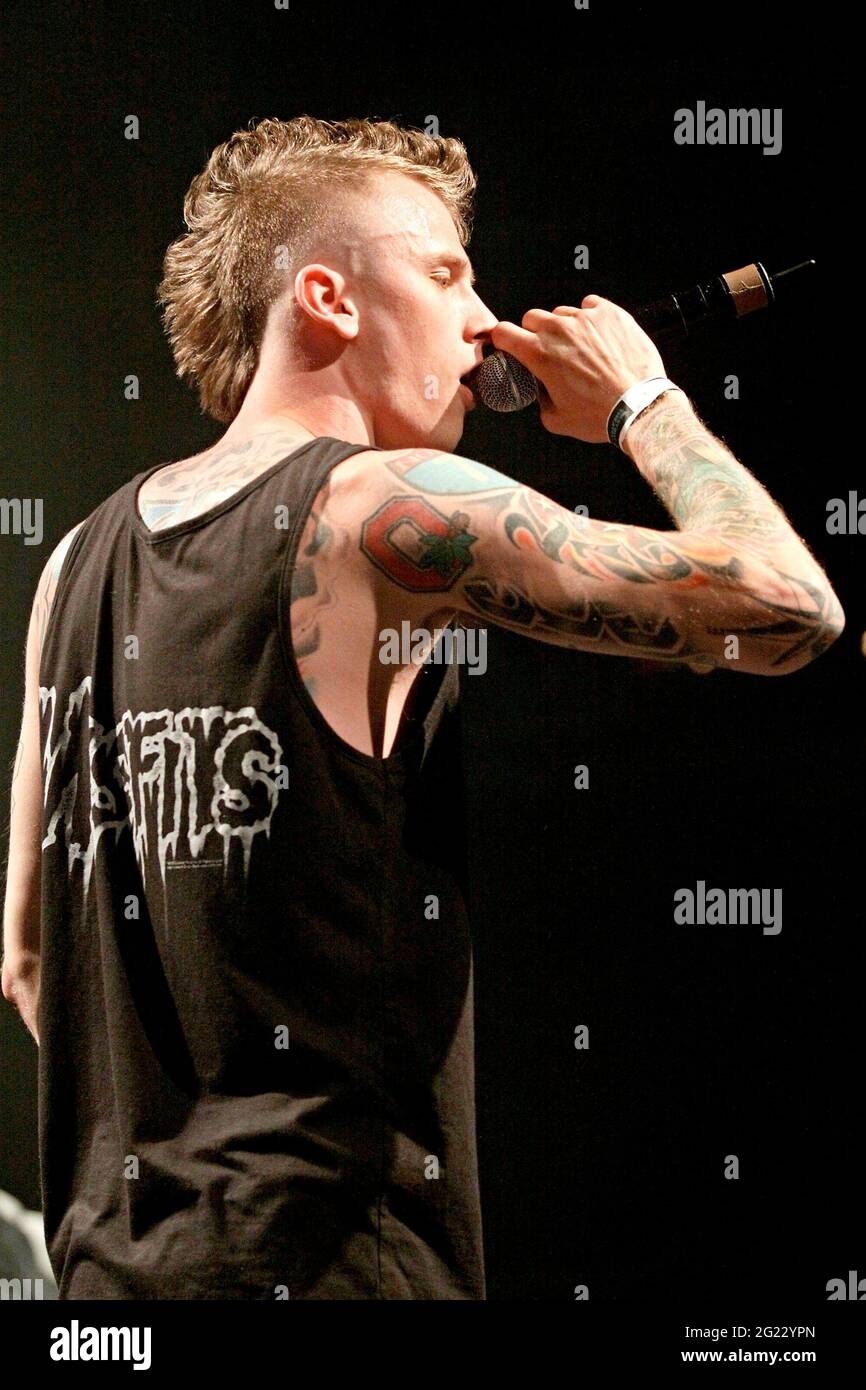 Mgk Hairstyle Mohawk