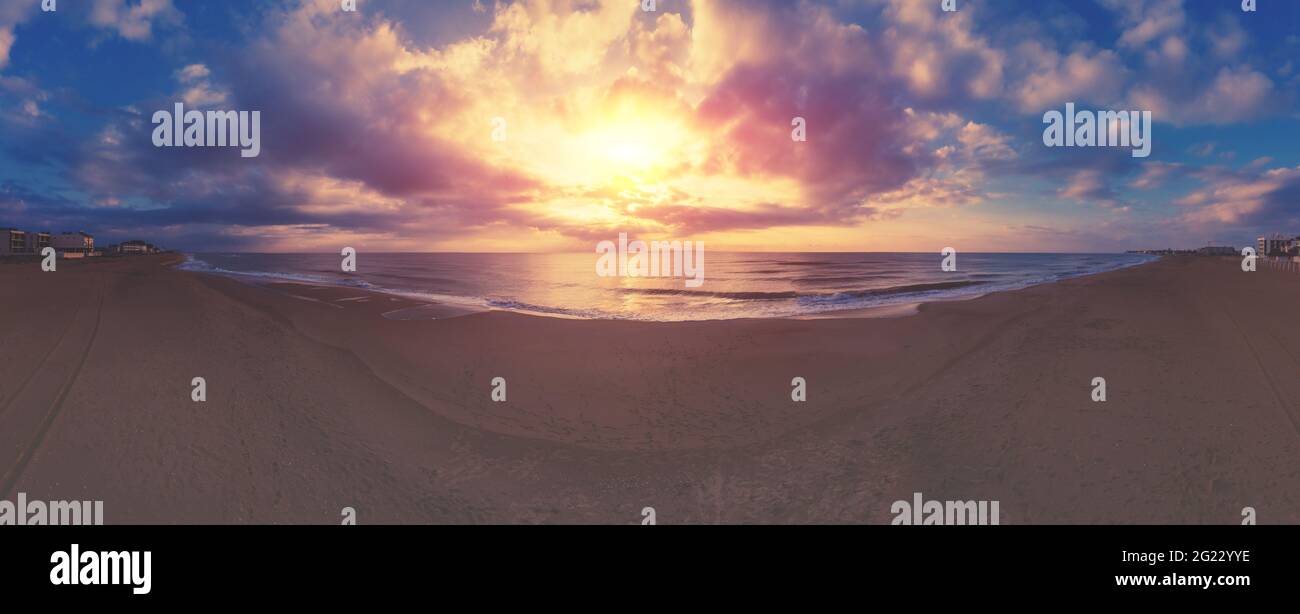 Horizontal panorama hi-res stock photography and images - Alamy