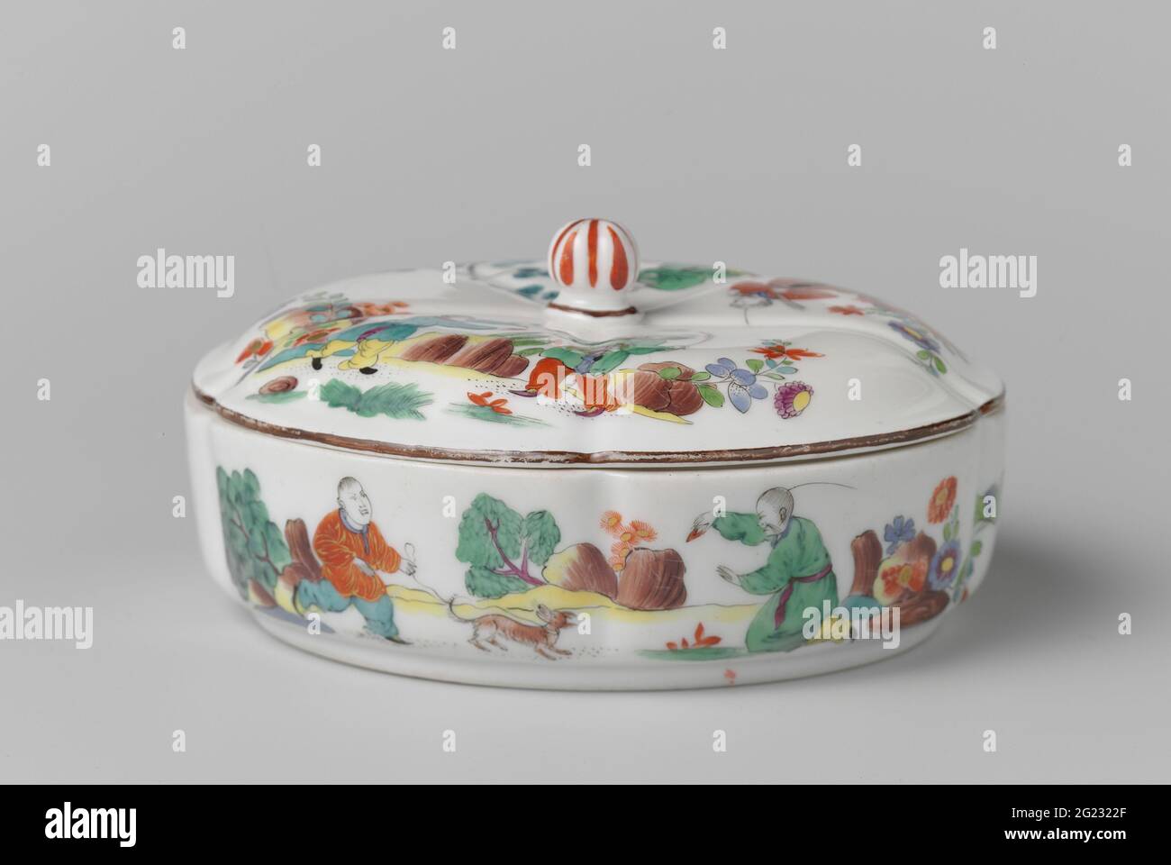 Lid of box, painted multi-colored with Chinese in landscapes. Lid of ...