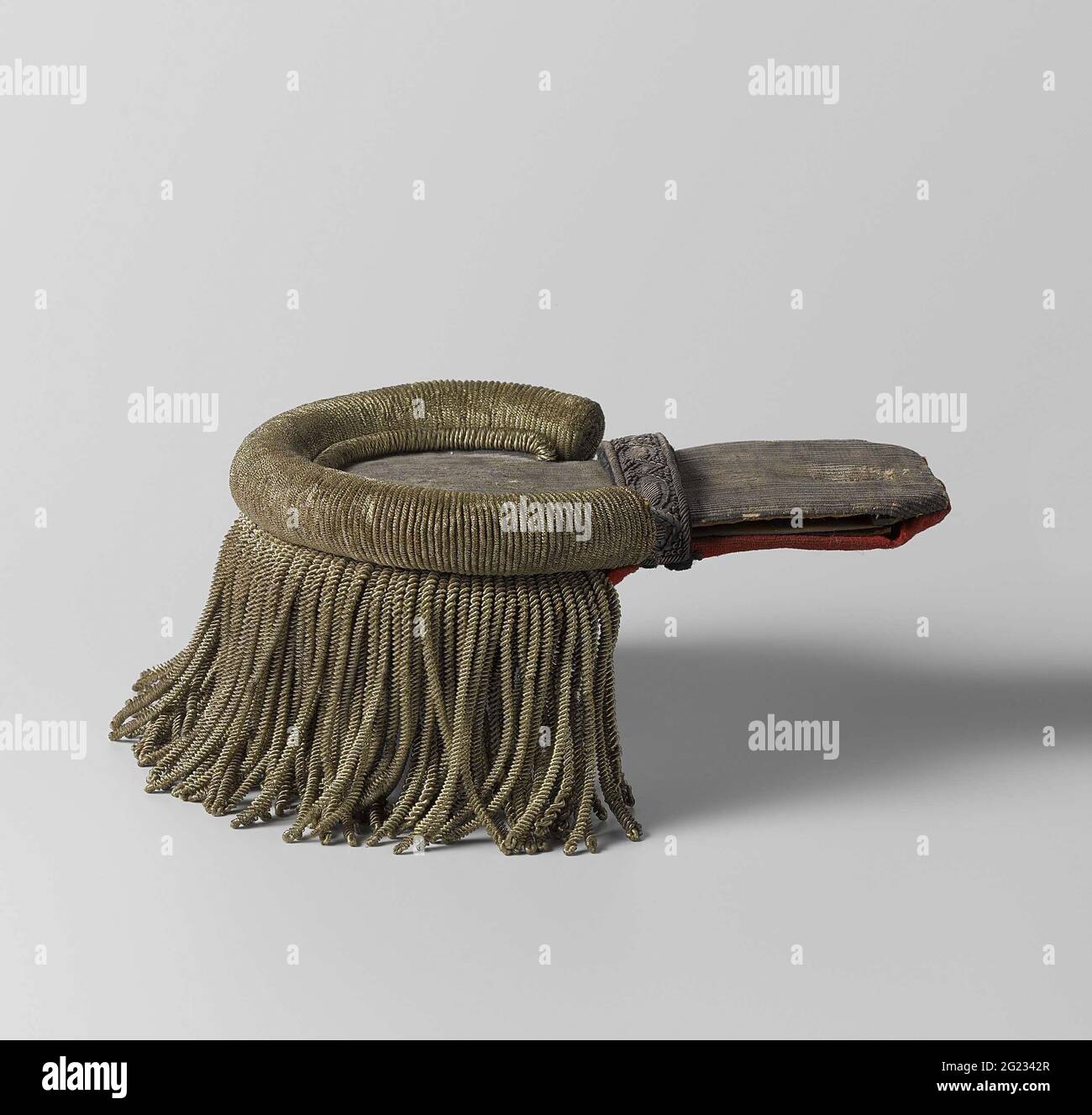 Epaulet sheet hi-res stock photography and images - Alamy