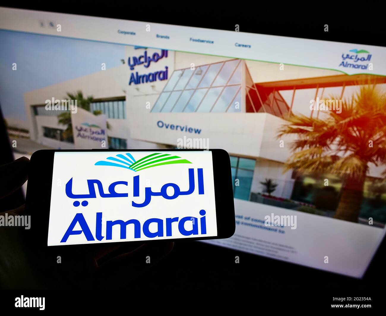 Almarai logo hi-res stock photography and images - Alamy