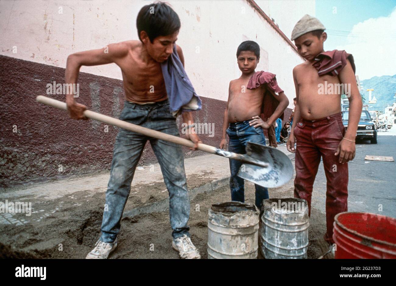 Manual Labour Working Black And White High Resolution Stock Photography ...