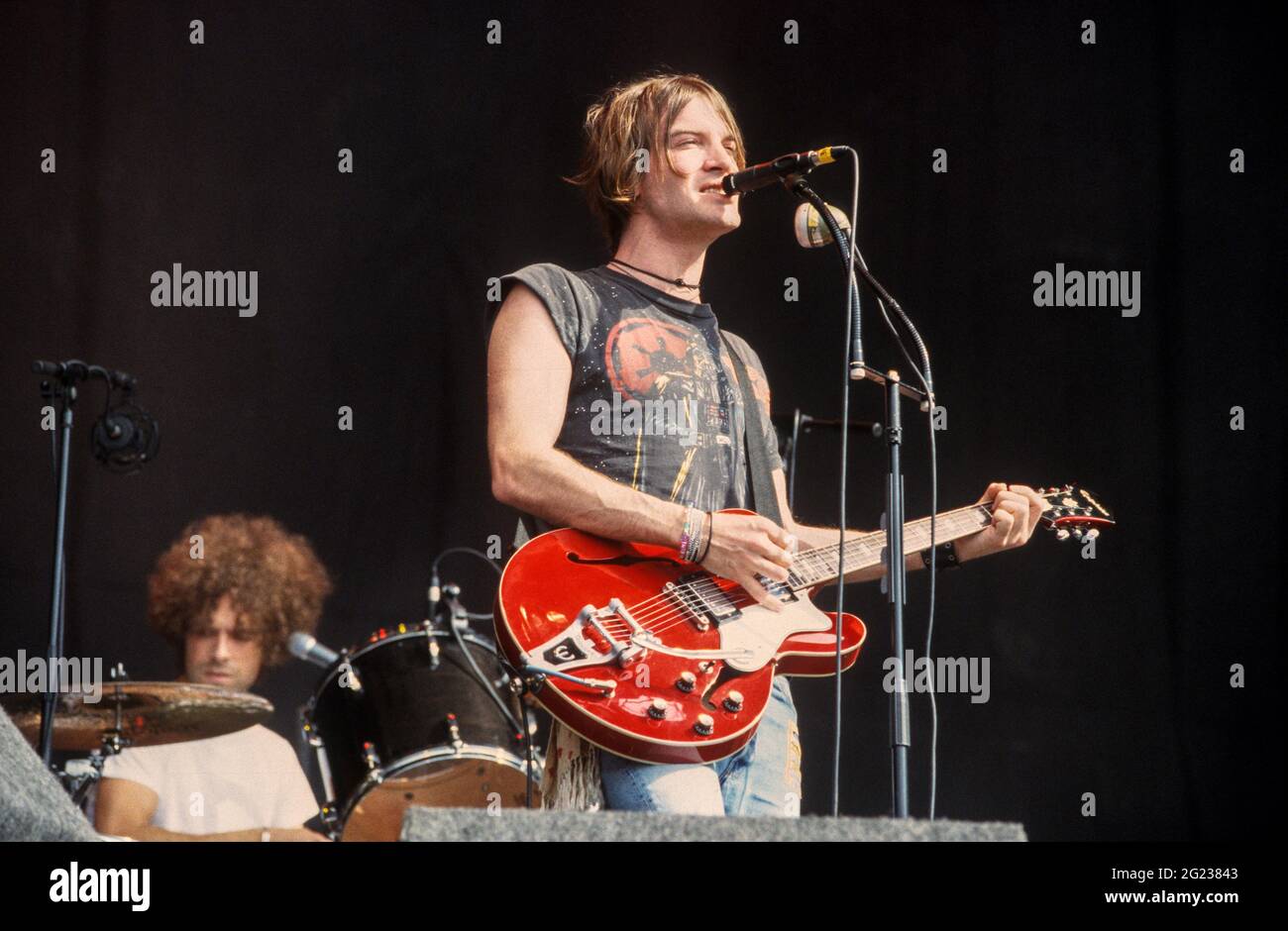The dandy warhols band singer hi-res stock photography and images - Alamy