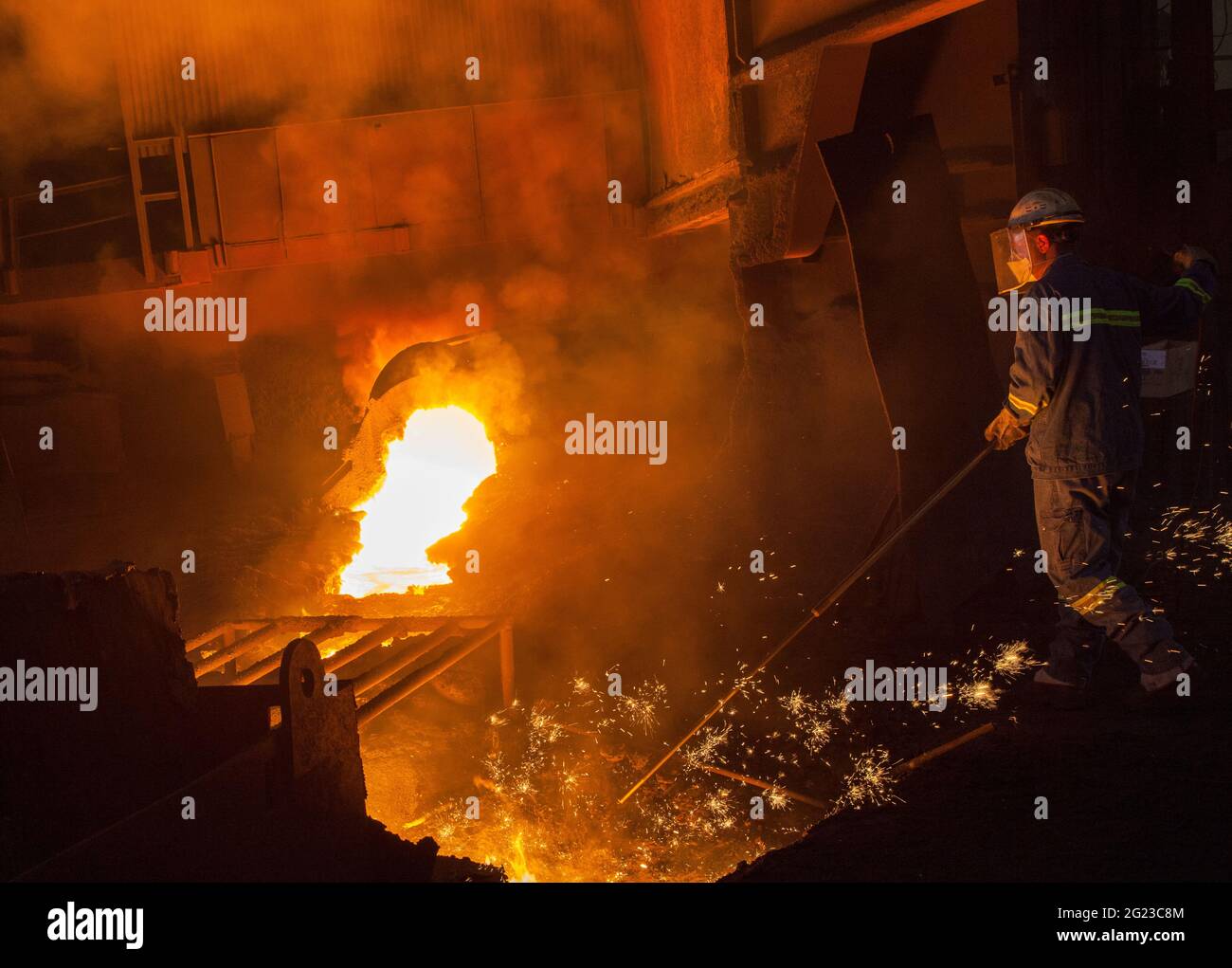 Iron and steel manufacturing business hi-res stock photography and ...