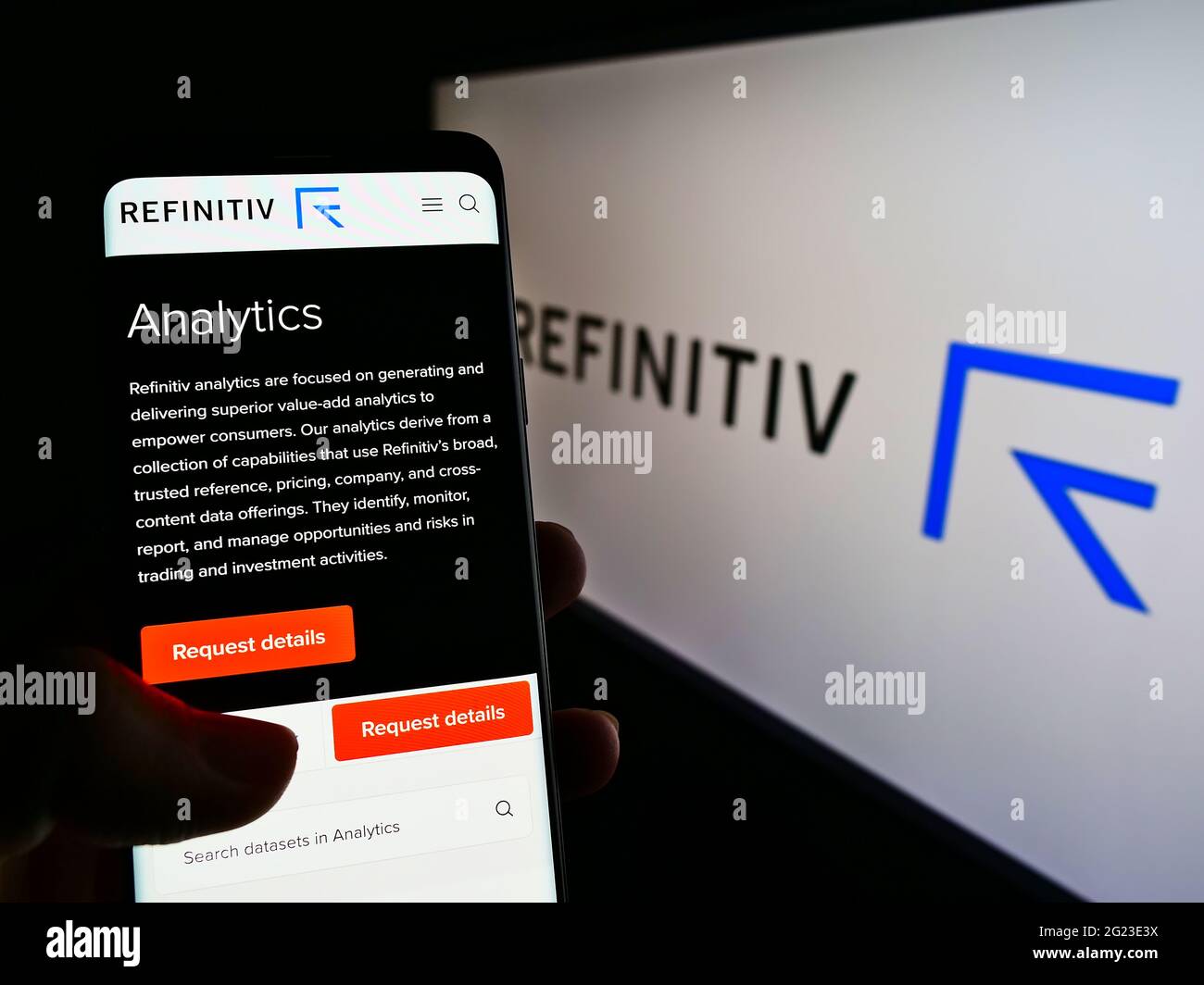 Refinitiv logo hi-res stock photography and images - Alamy