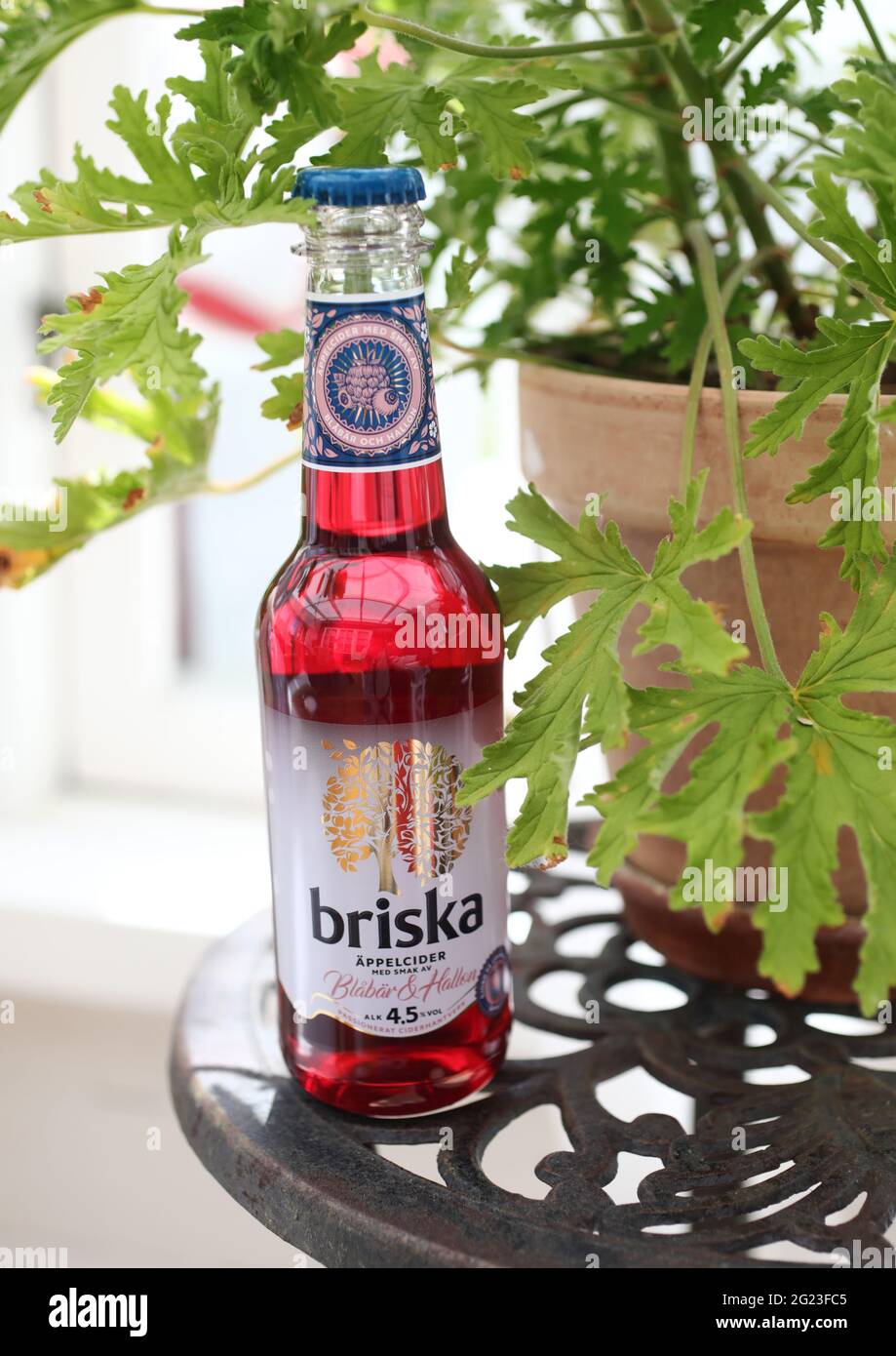 Briska apple cider Stock Photo - Alamy