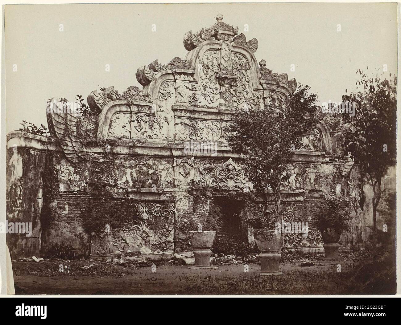 Temple face at the Prambanan; Temple of Prambanan Stock Photo - Alamy
