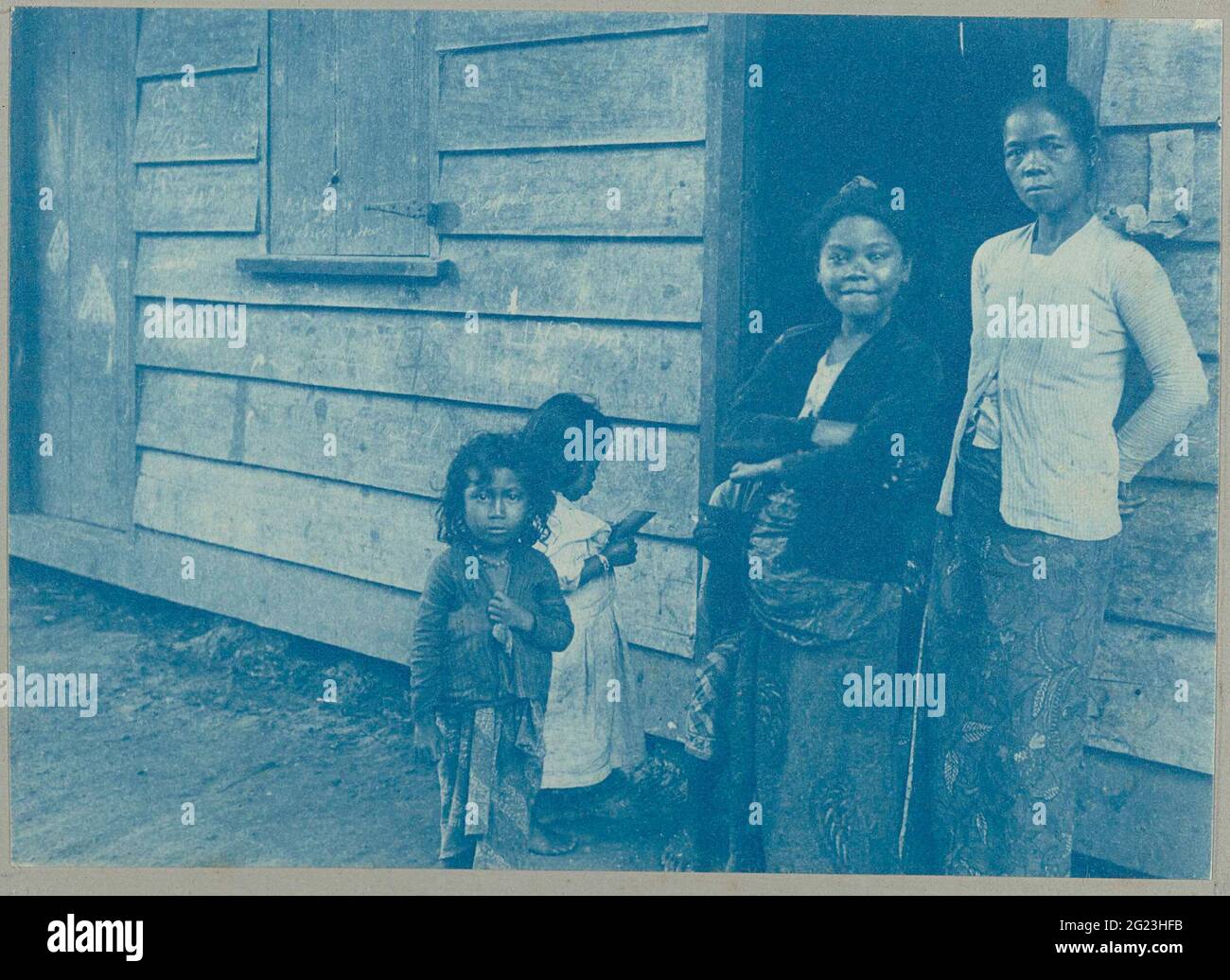 Surinamese girls hi-res stock photography and images - Alamy