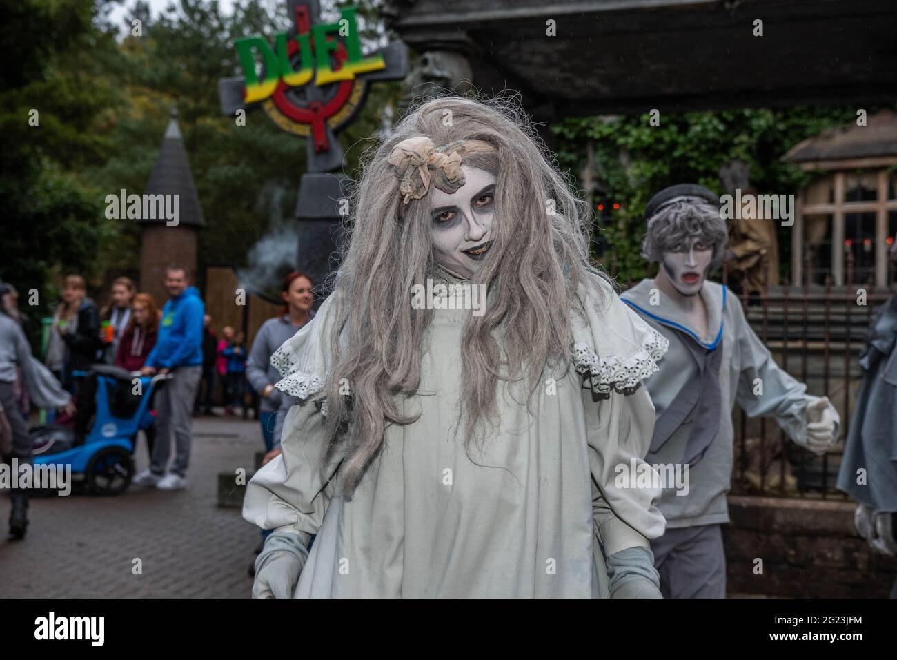 Alton Towers Scare Actors During Scarefest Scare Fest Inc The Alton ...