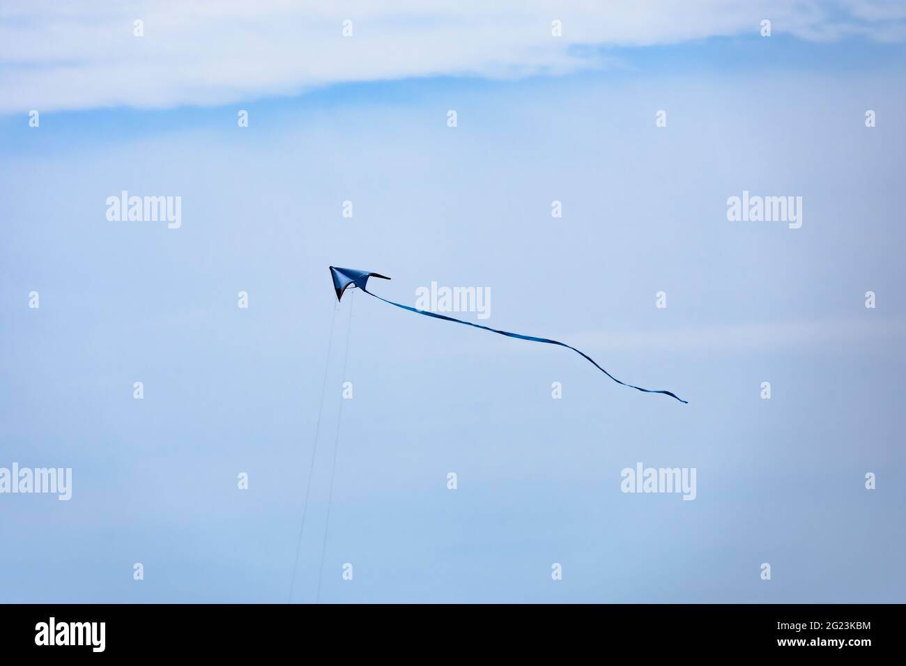 Comet flying hi-res stock photography and images - Alamy