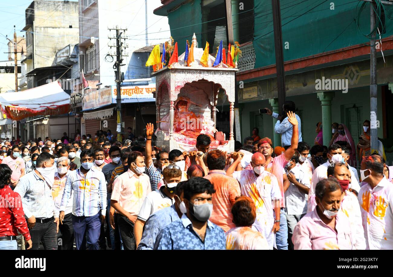 Jainism fasting hi-res stock photography and images - Alamy