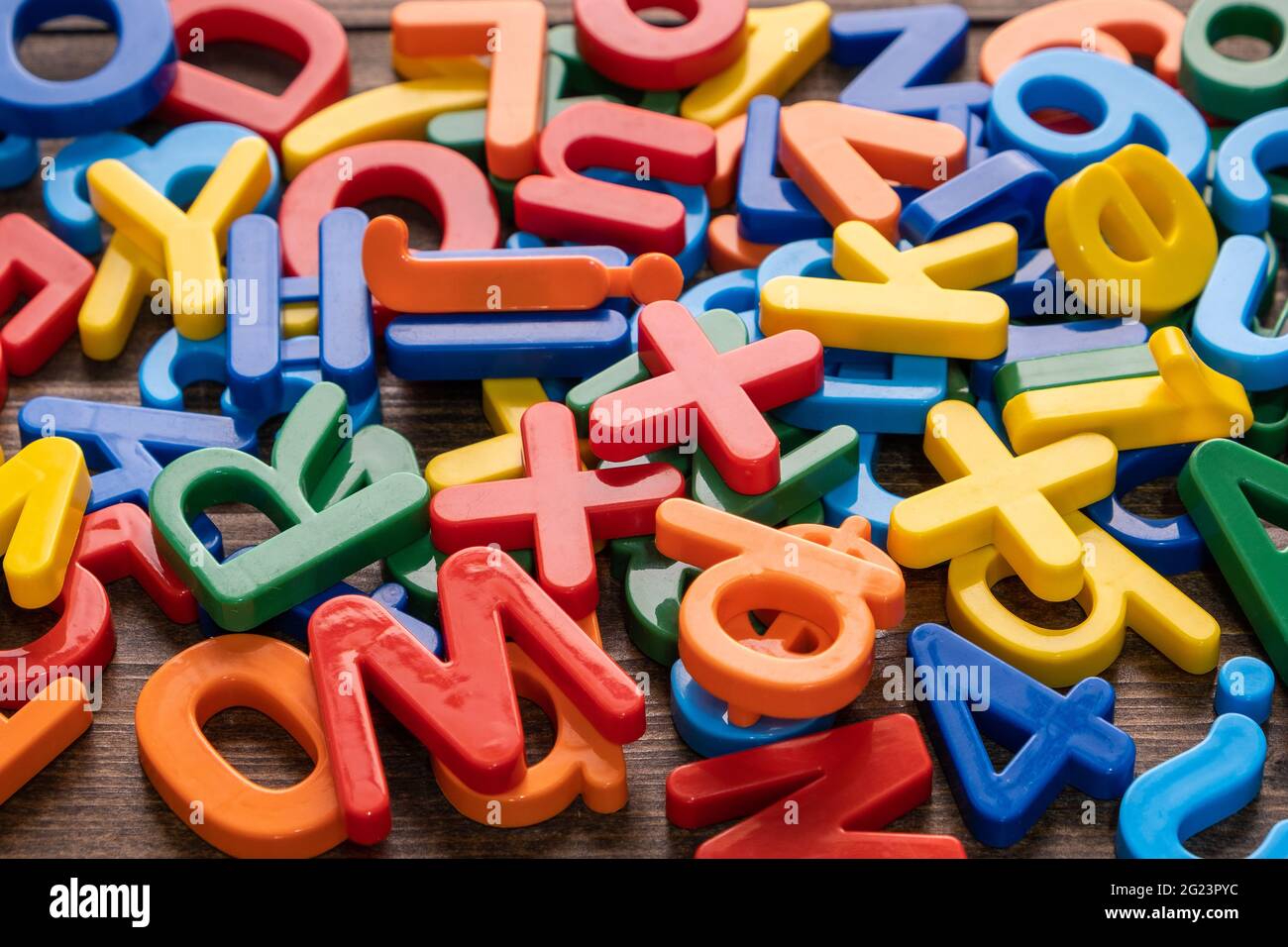 Plastic letters hi-res stock photography and images - Alamy