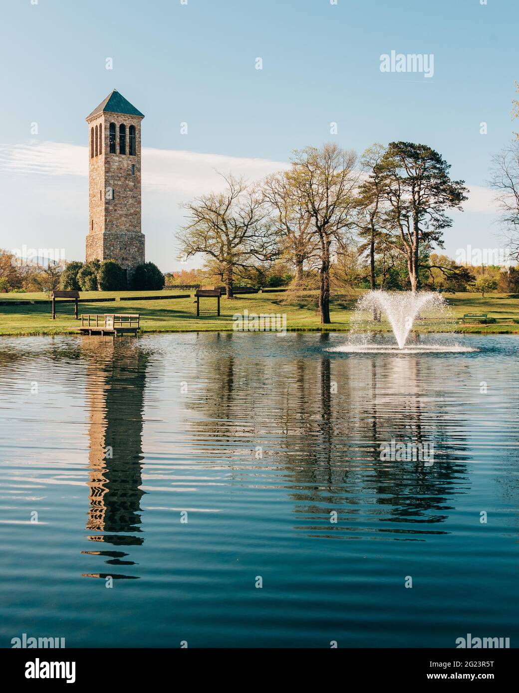 Singing tower hi-res stock photography and images - Alamy