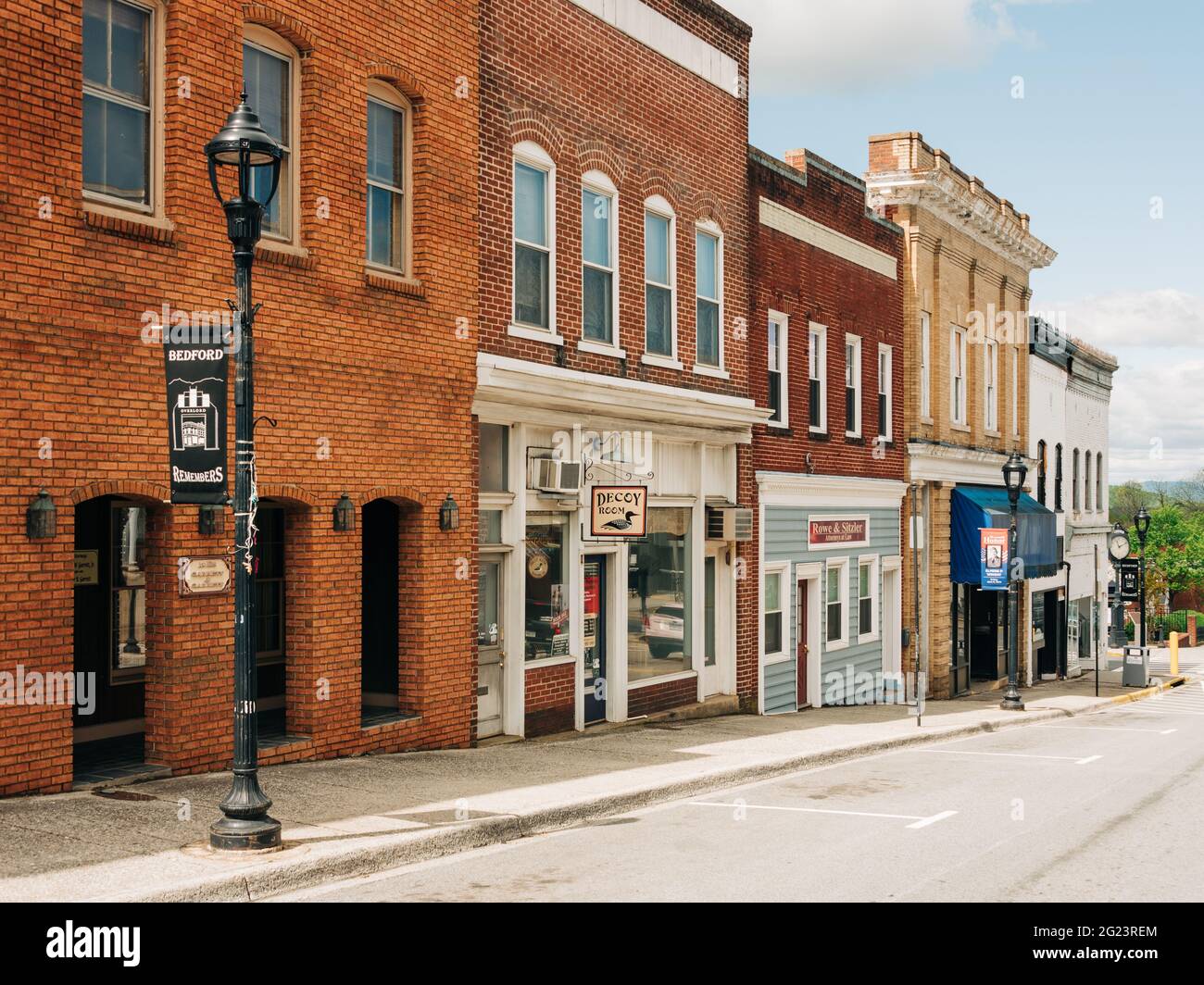 Downtown bedford hi-res stock photography and images - Alamy