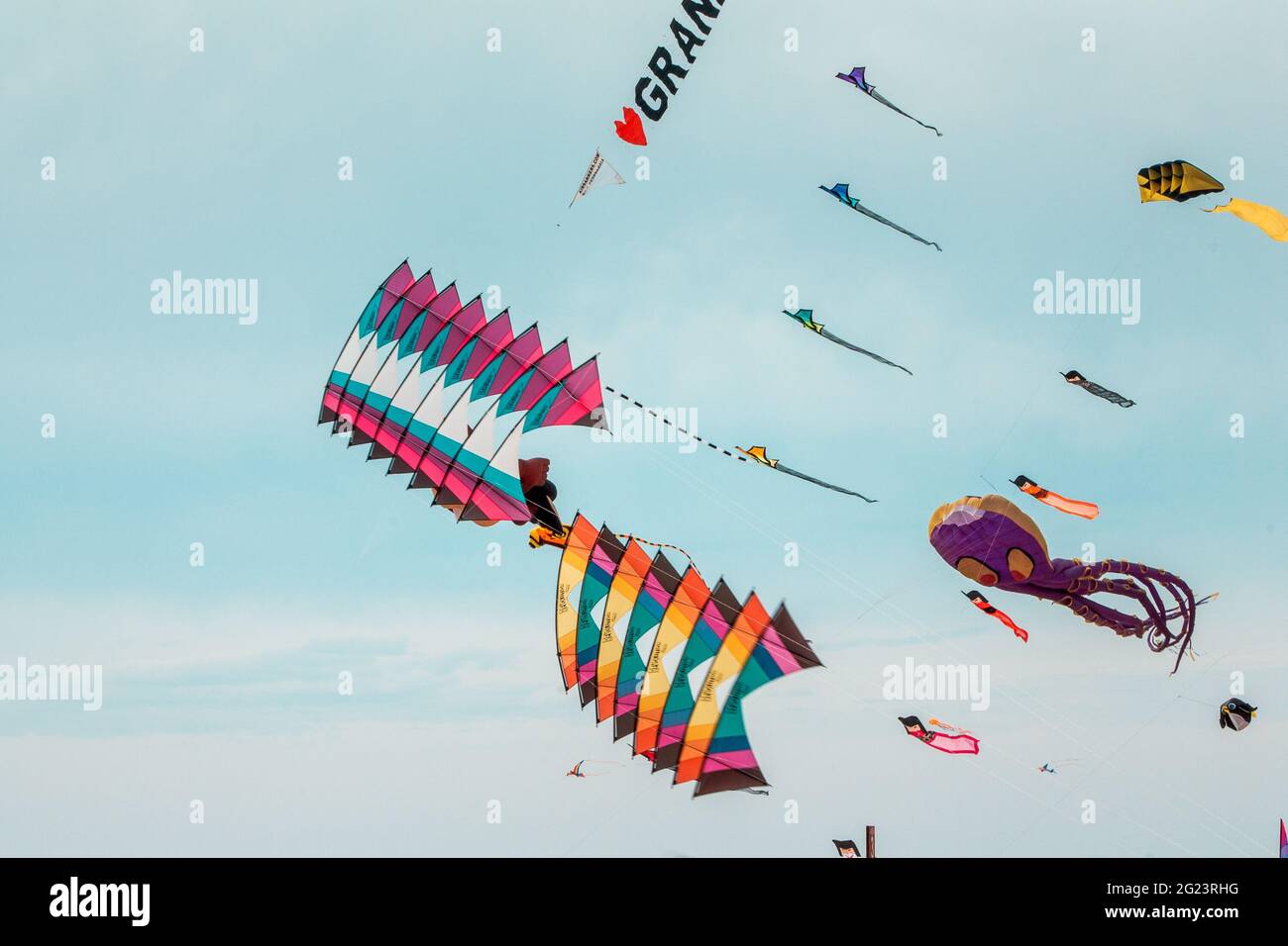 Stacked kites hi-res stock photography and images - Alamy