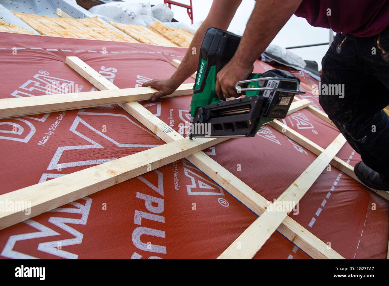 Installing roof battens hi-res stock photography and images - Alamy