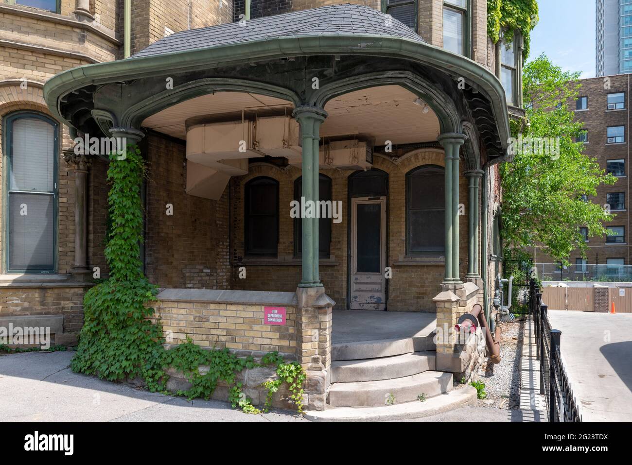 Colonial architecture of building in Jarvis Street in Toronto, Canada ...
