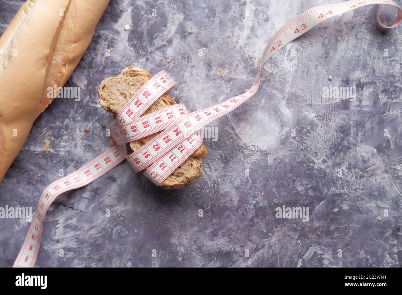 Slice whole meal bread measurement hi-res stock photography and images ...