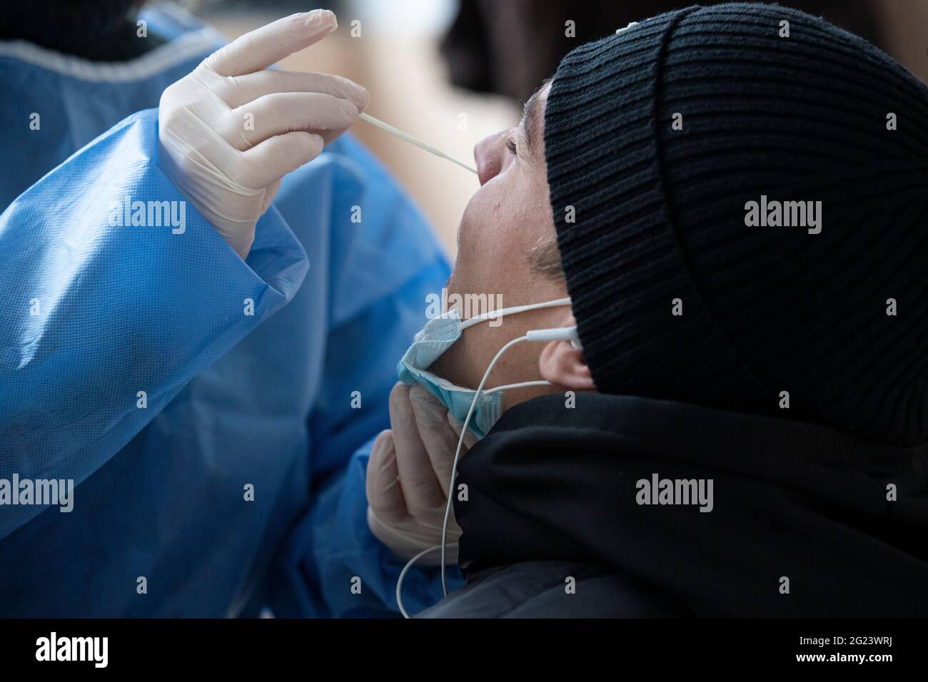 Milan, Covid-19 rapid swabs at the Severi high school. In via Via ...