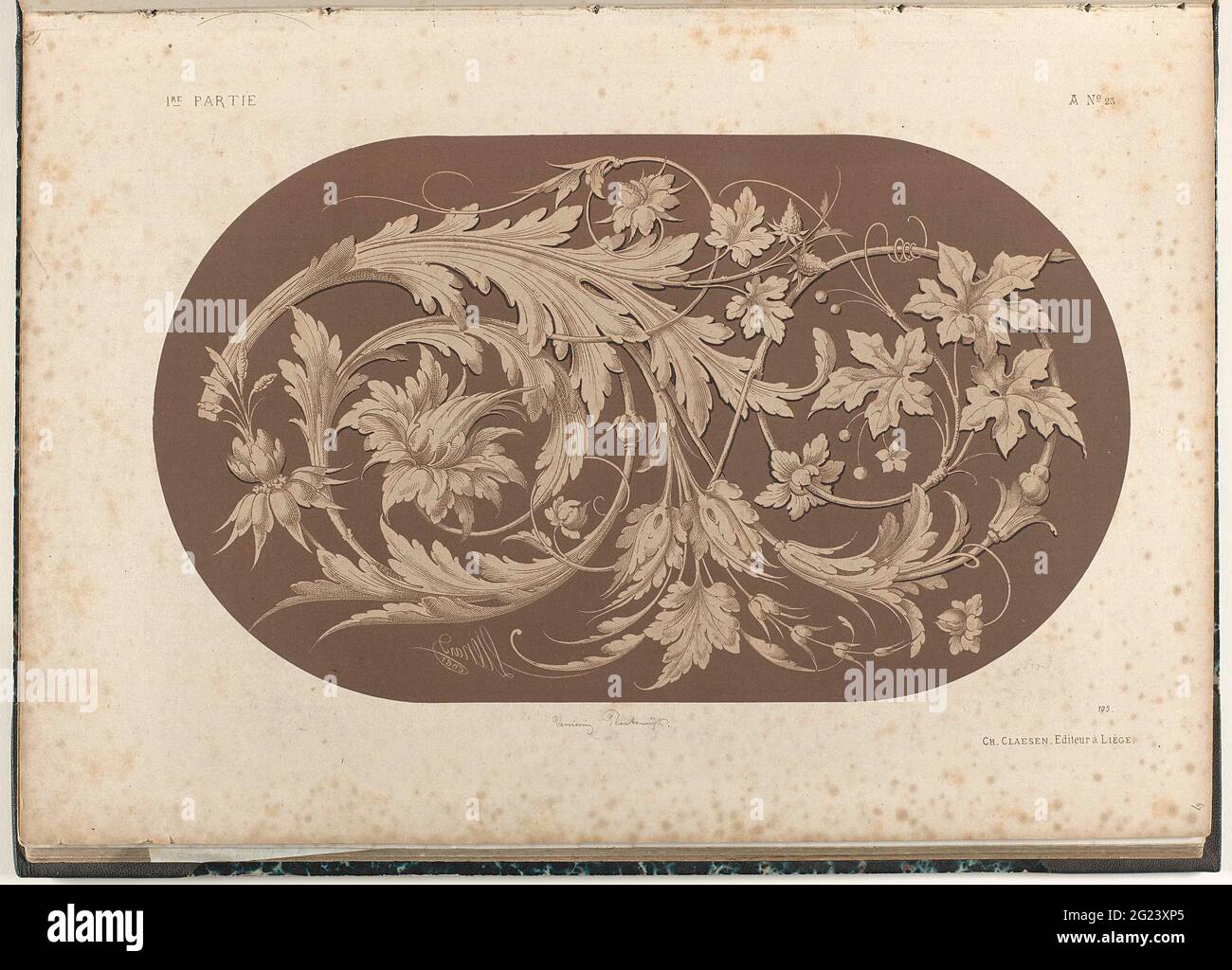 Oval with leaf rank. Leaf rank finished in Volutes. Top left is: 1re ...