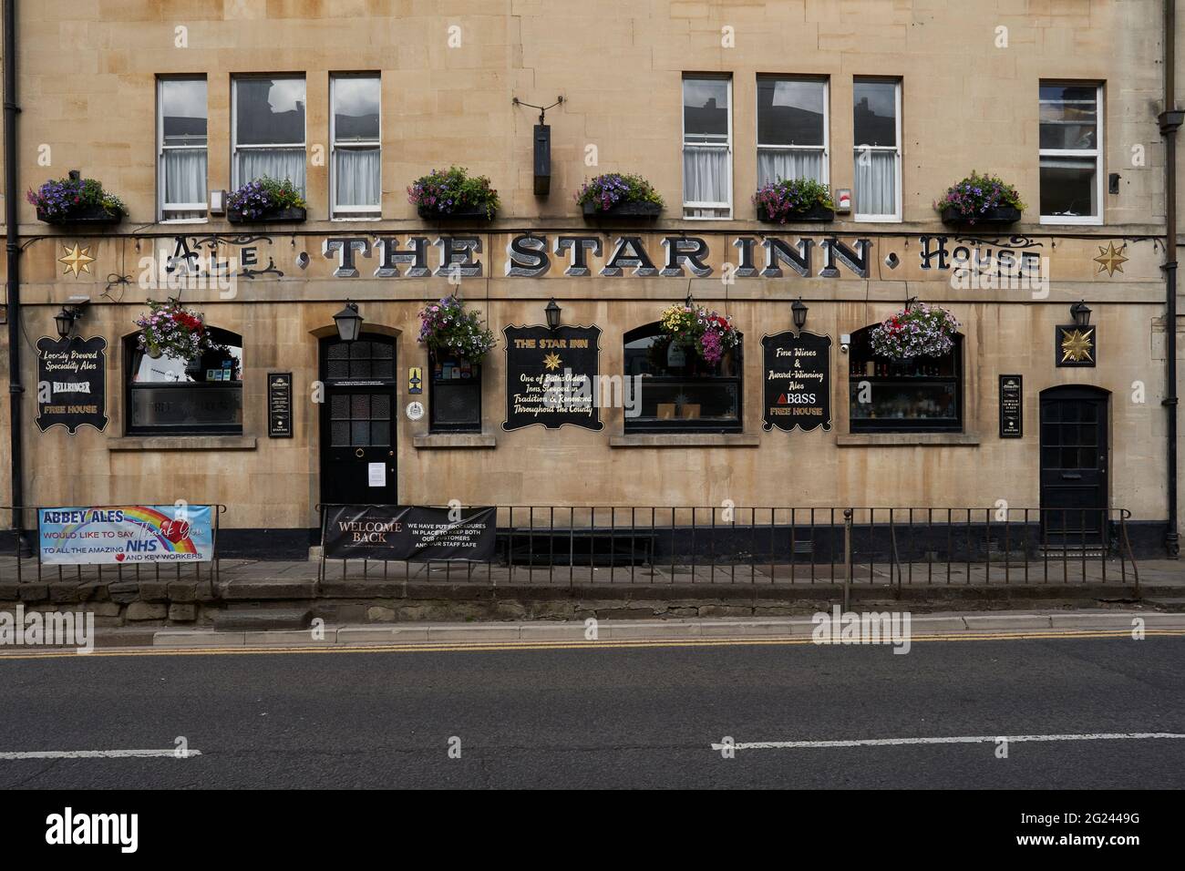 Ale house bath hi-res stock photography and images - Alamy