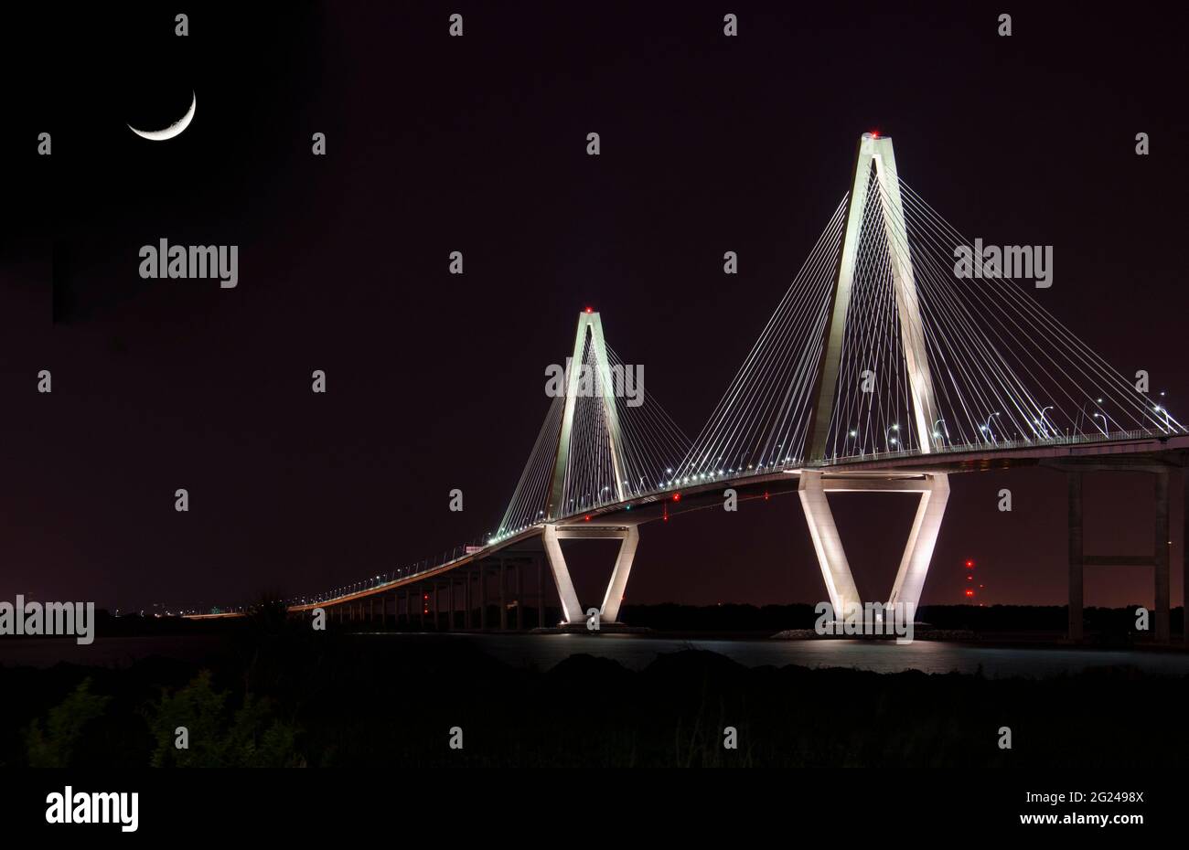 USA, South Carolina, Mount Pleasant, Arthur Ravenel Jr Bridge ...