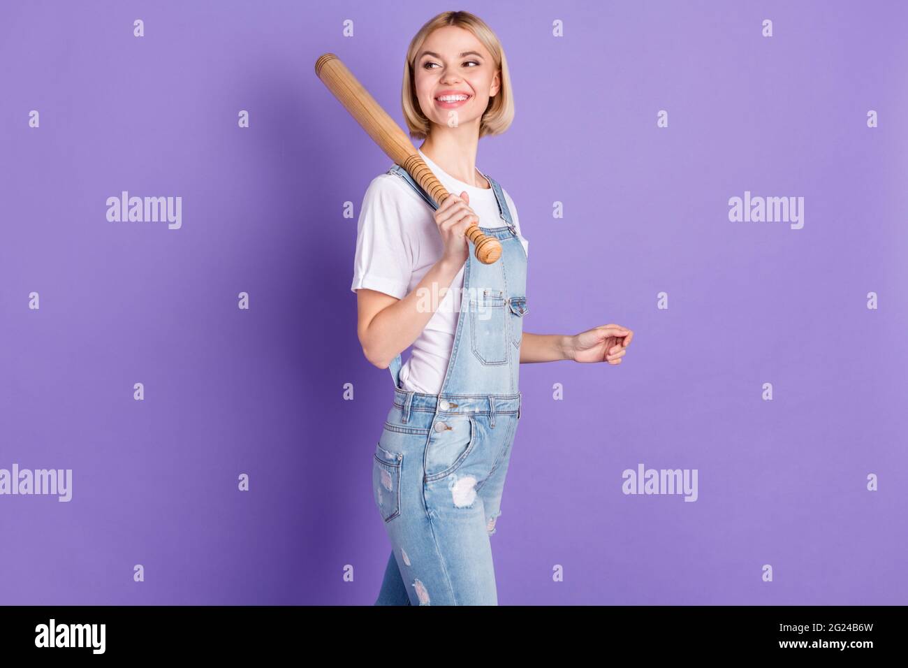 Profile Photo Of Nice Optimistic Short Hairdo Blond Lady Hold Bat Wear