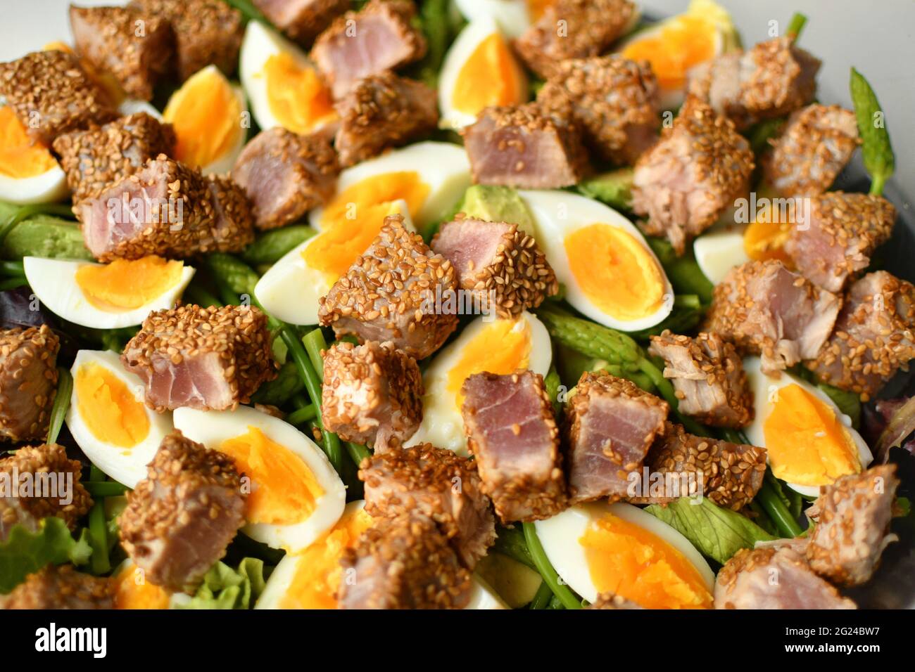 Grilled tuna salad with asparagus hi-res stock photography and images ...