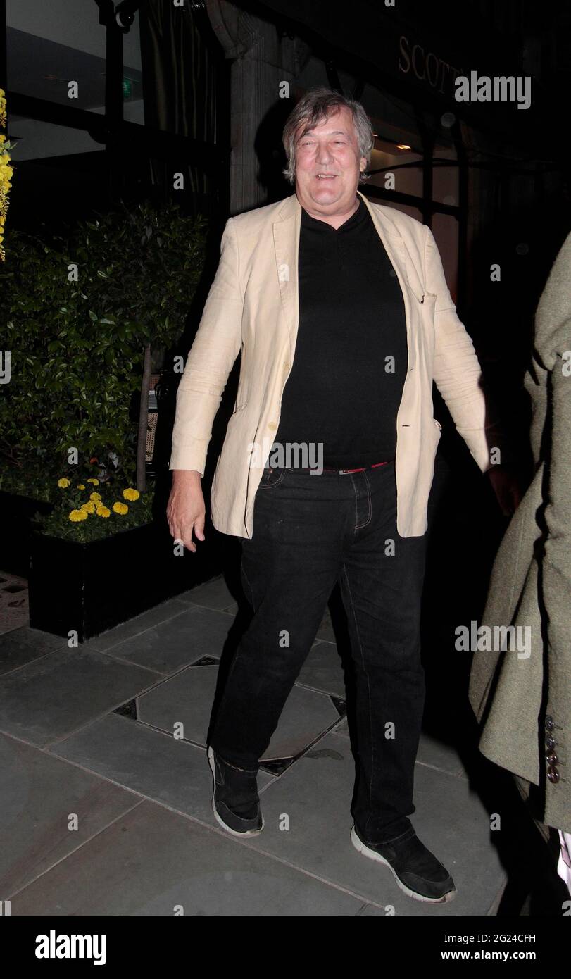 Steven fry went to Scott’s and had dinner with a friend outside. He was ...