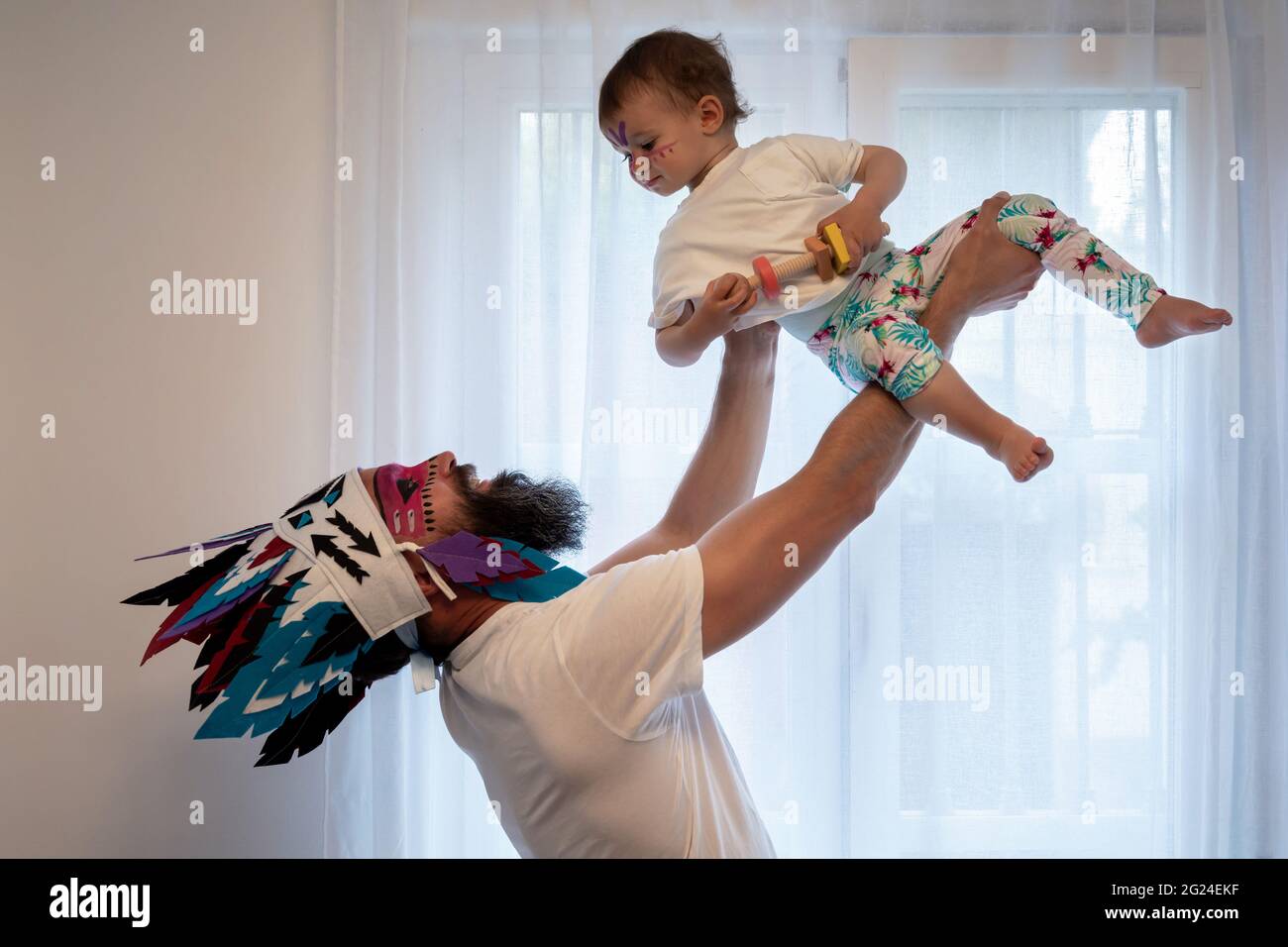 Wearing little no makeup hi-res stock photography and images - Alamy