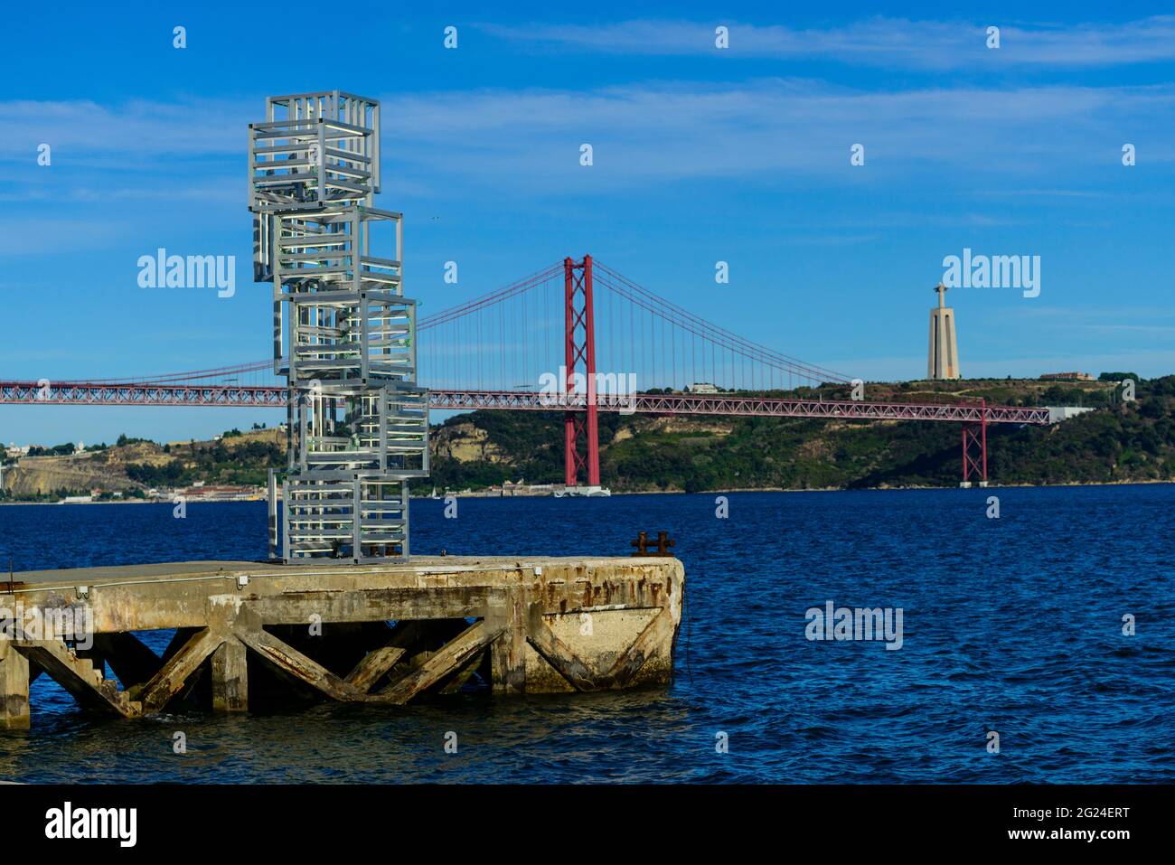 25 de Abril Bridge, Lisbon Stock Photo - Alamy