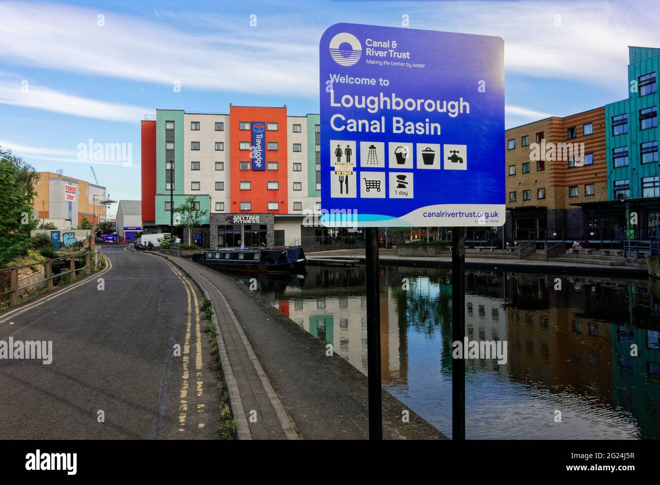 Loughborough canal basin hi-res stock photography and images - Alamy