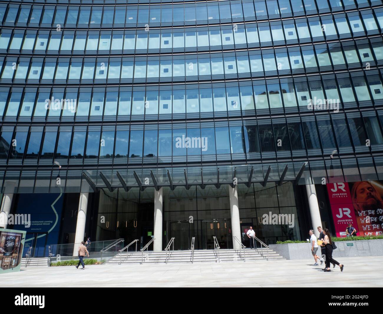 100 Liverpool Street, Broadgate, London, offices of SMBC Sumitomo ...