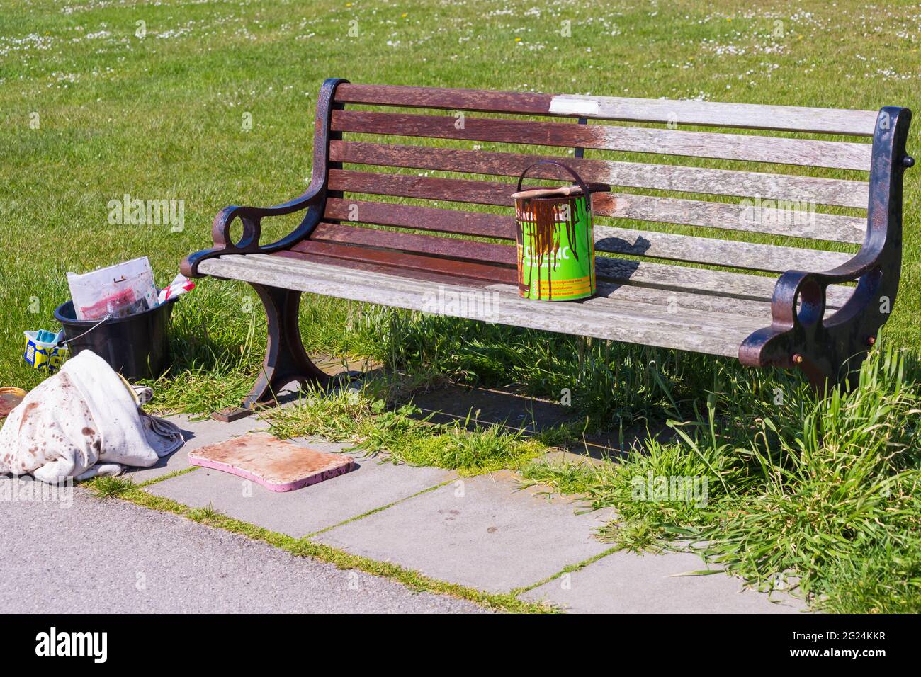 Sadolin classic woodstain hi-res stock photography and images - Alamy