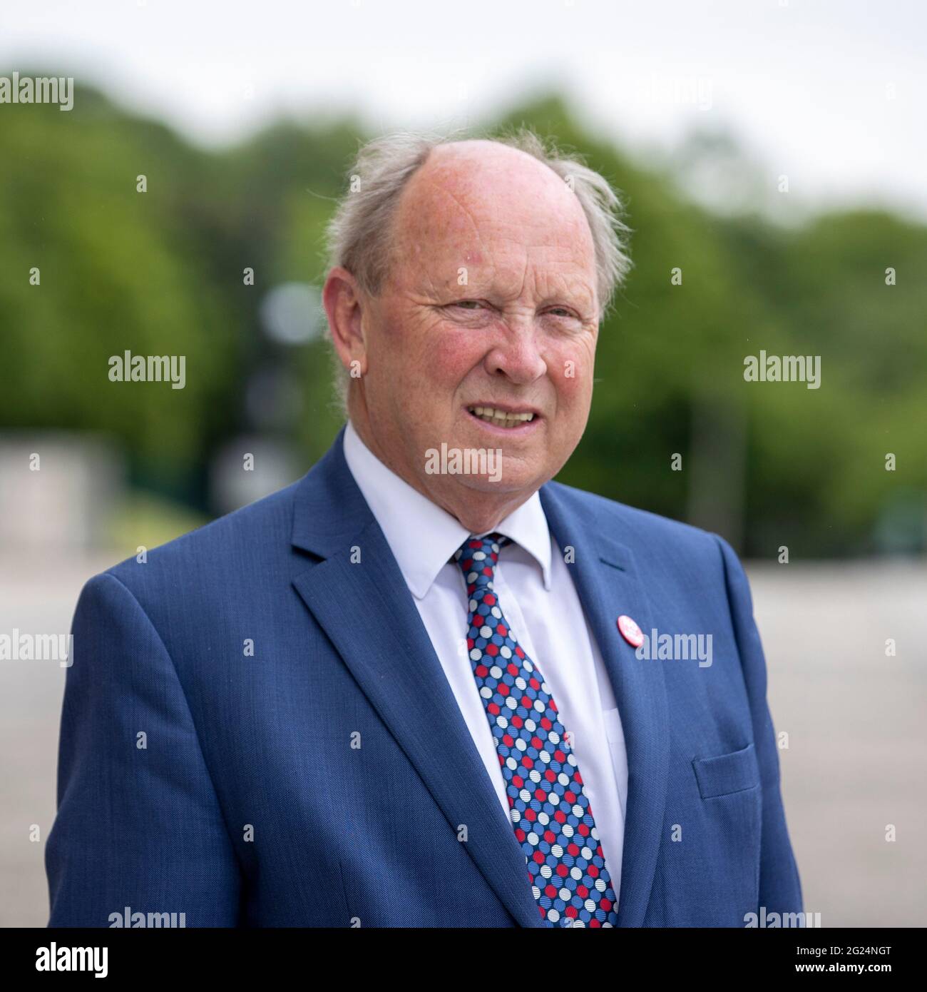 TUV leader Jim Allister at Stormont Stock Photo - Alamy