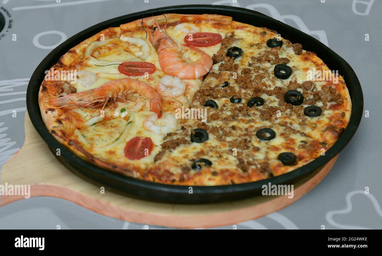 Replate hi-res stock photography and images - Alamy