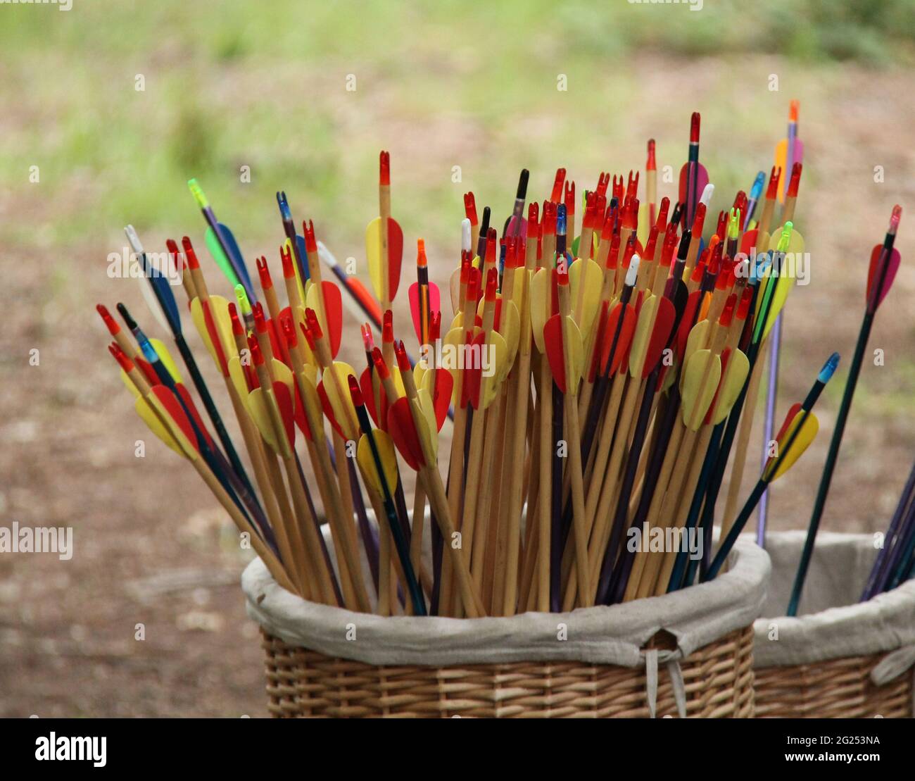 Arrows basket hi-res stock photography and images - Alamy