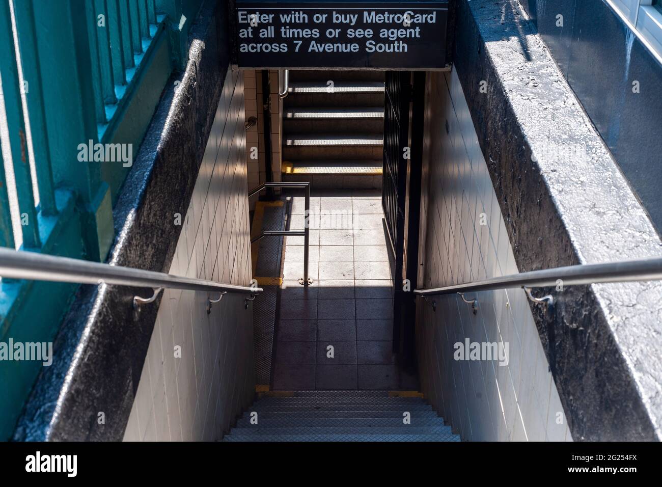 The underground railroad 2021 hi-res stock photography and images - Alamy